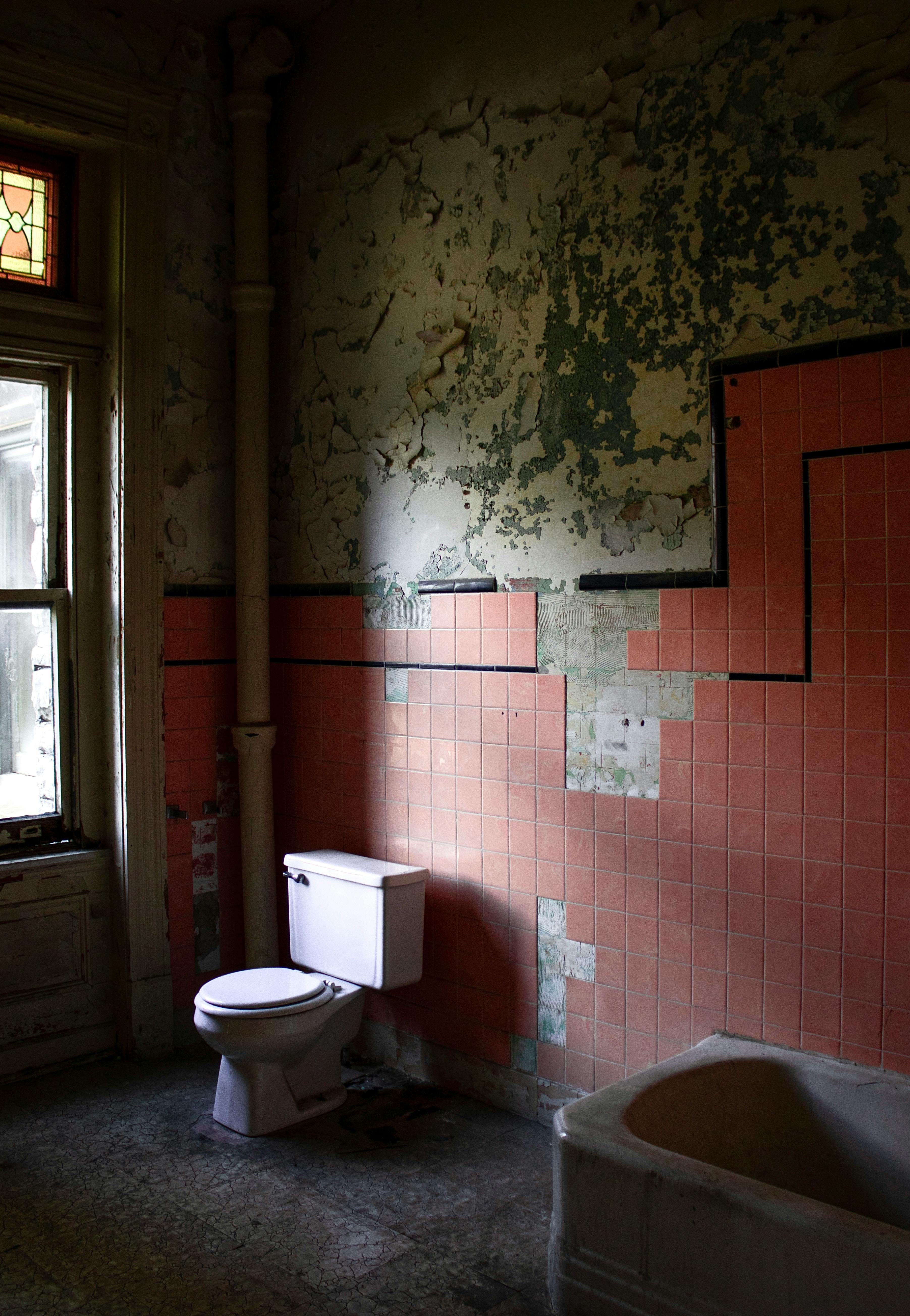 Traditional Clay House · Free Stock Photo