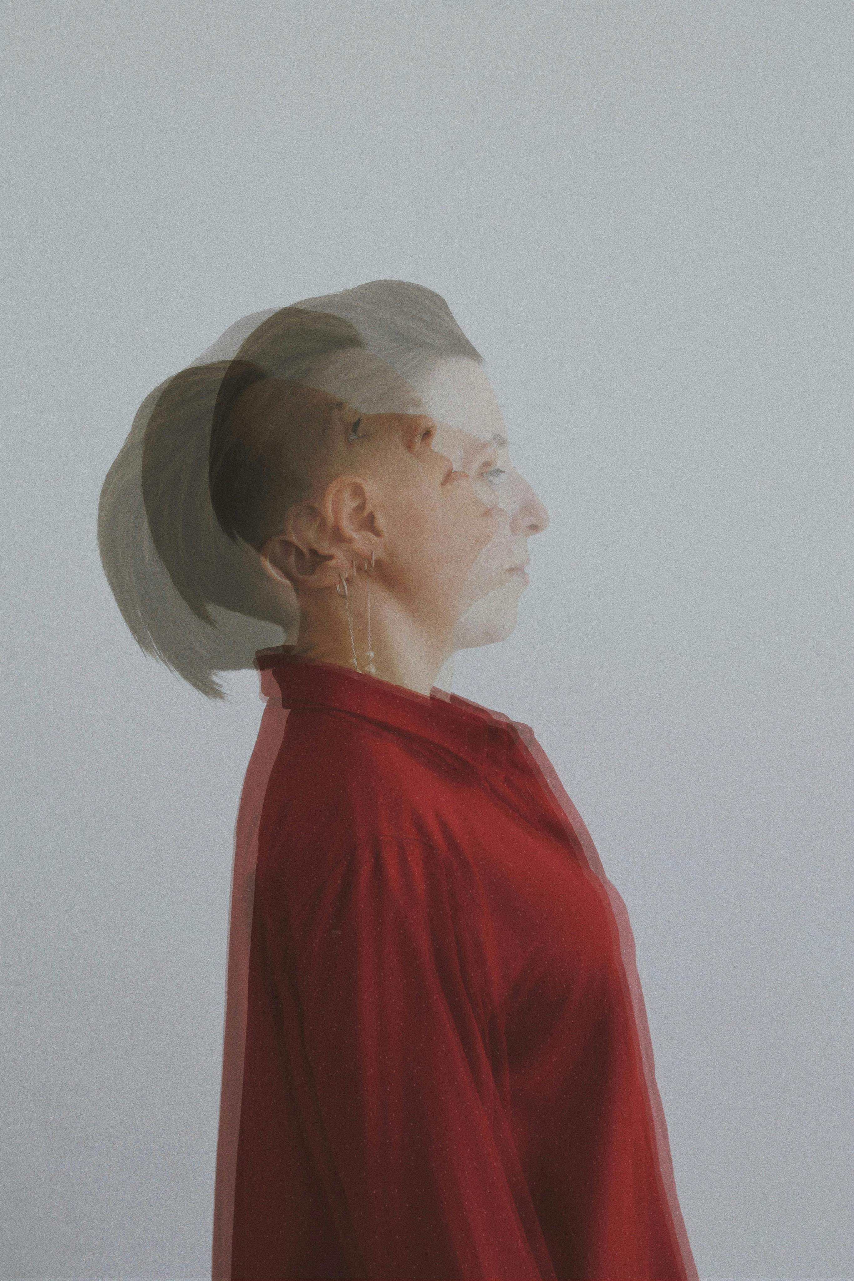 Screaming Woman in the Red · Free Stock Photo