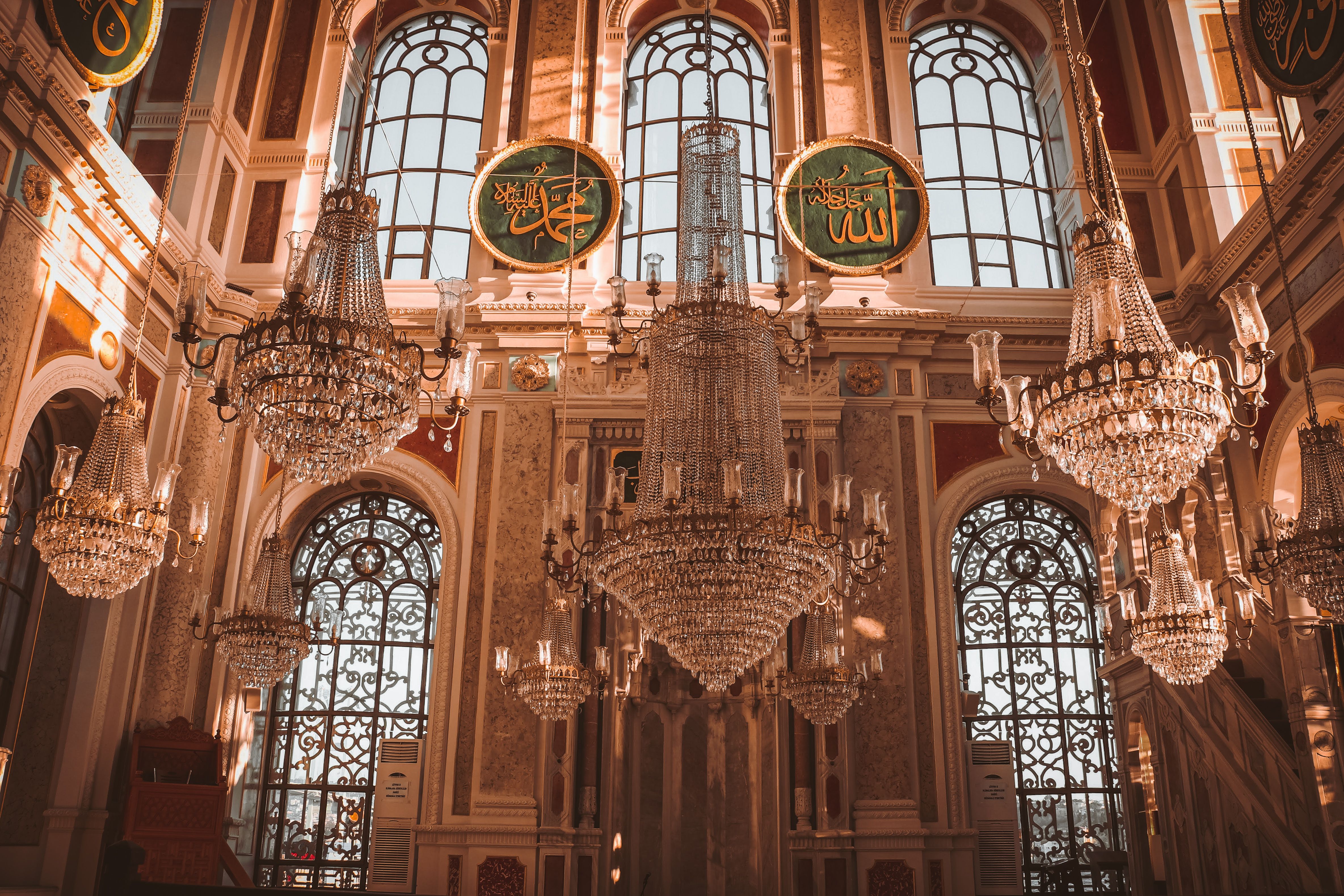 Chandeliers Hanging on Ceiling in Traditional Church · Free Stock Photo