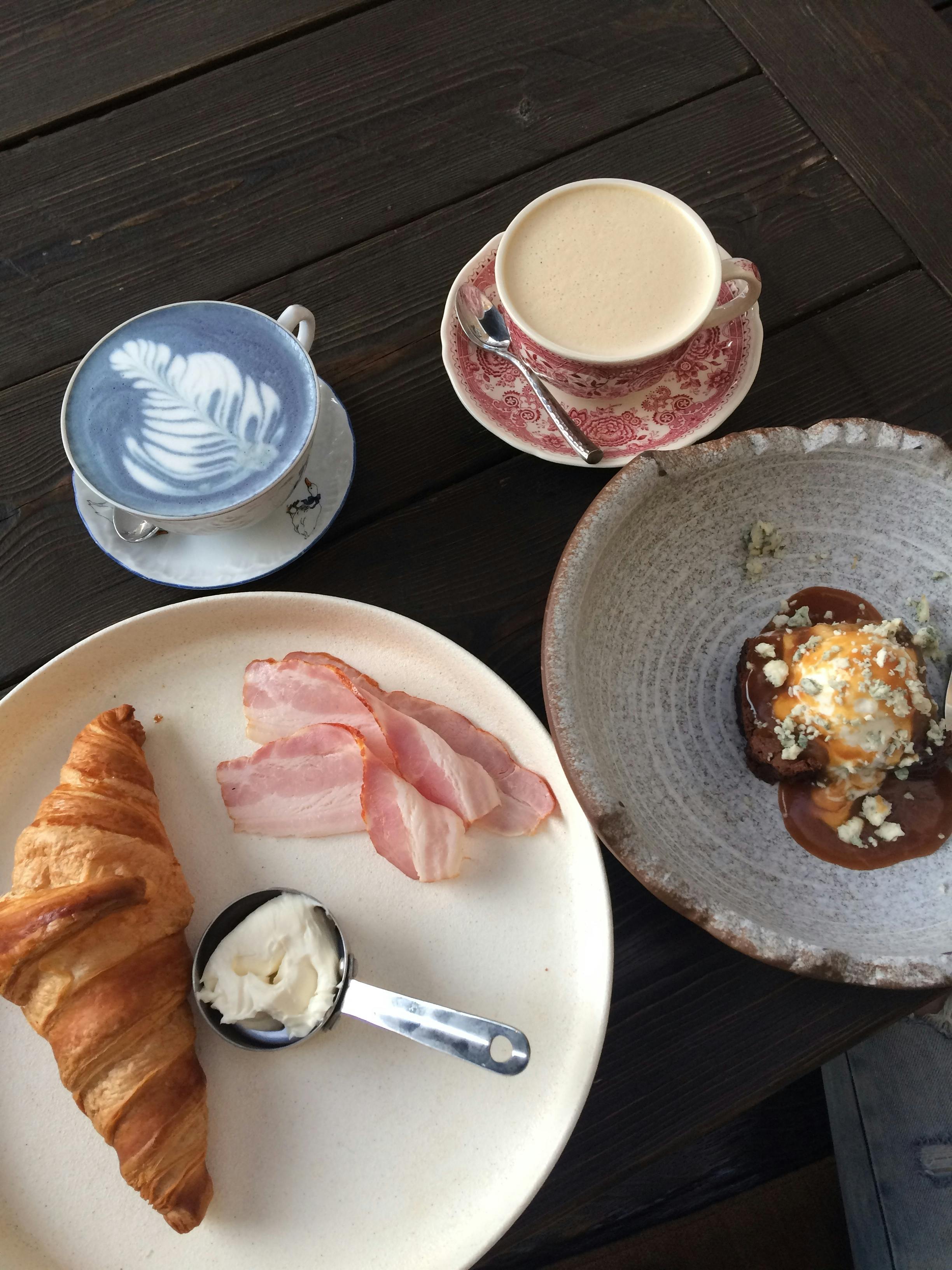 Elegant Lunch Set · Free Stock Photo