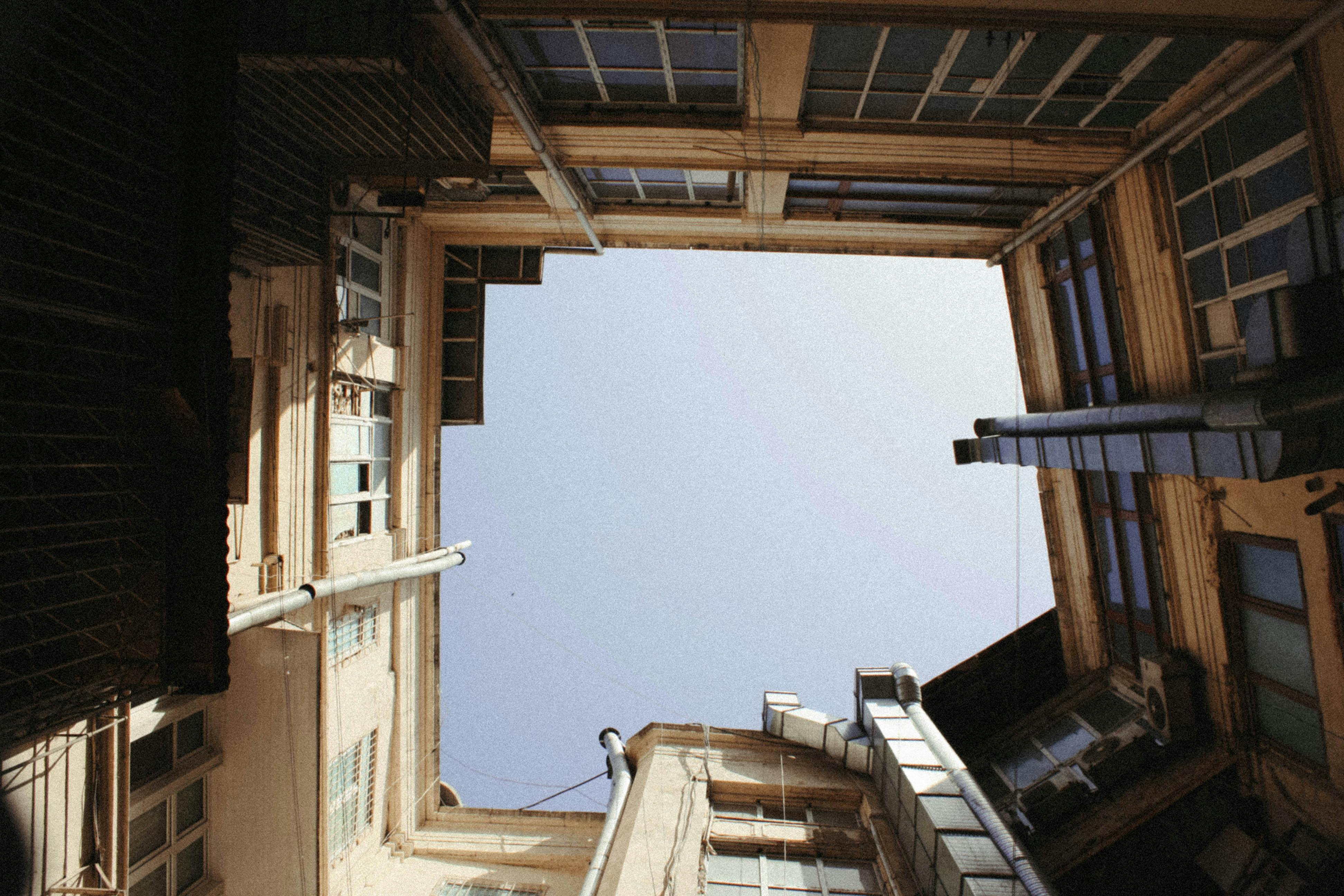 Architectural Photography Of Building · Free Stock Photo