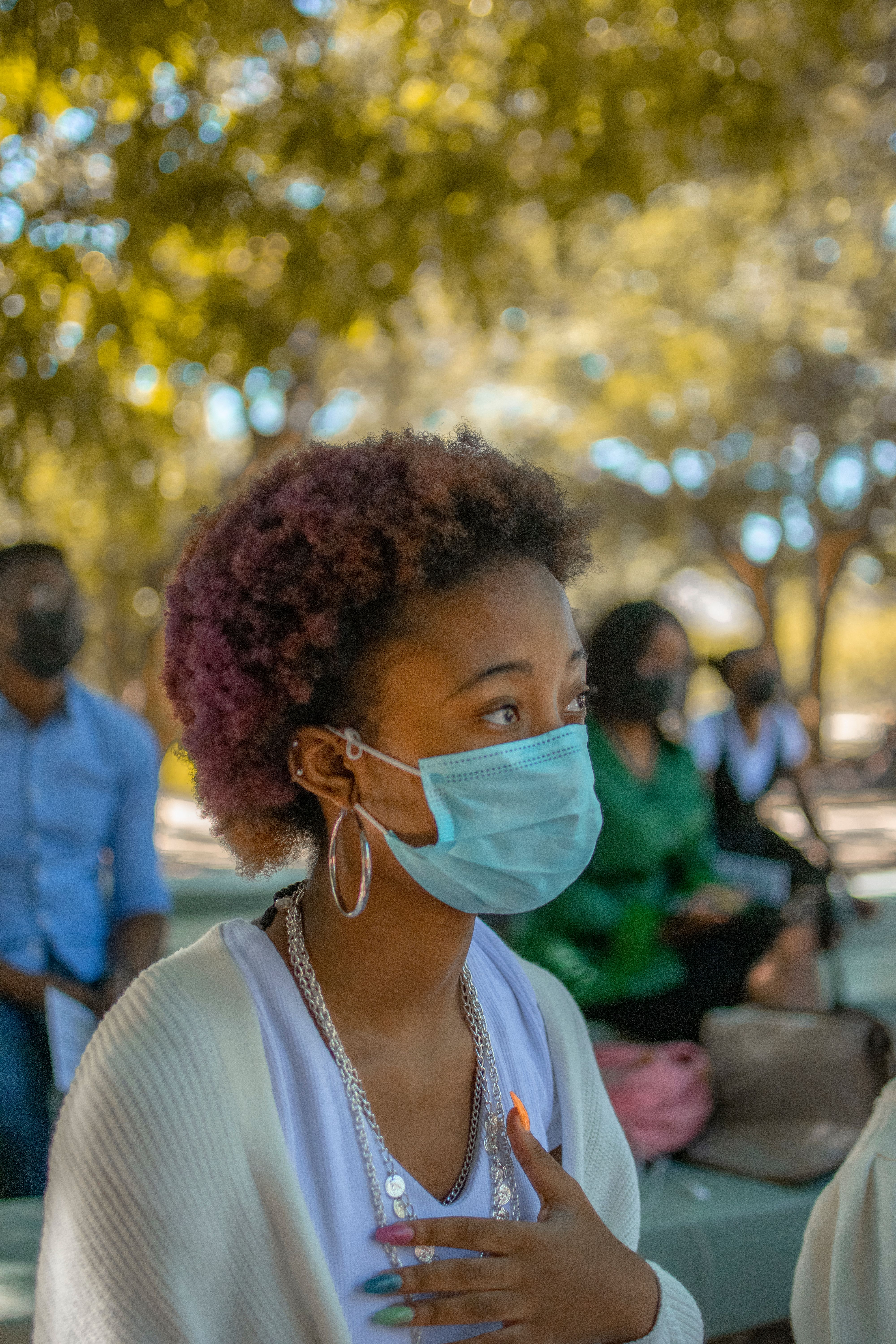 Woman with Afro Hair Wearing Face Mask · Free Stock Photo