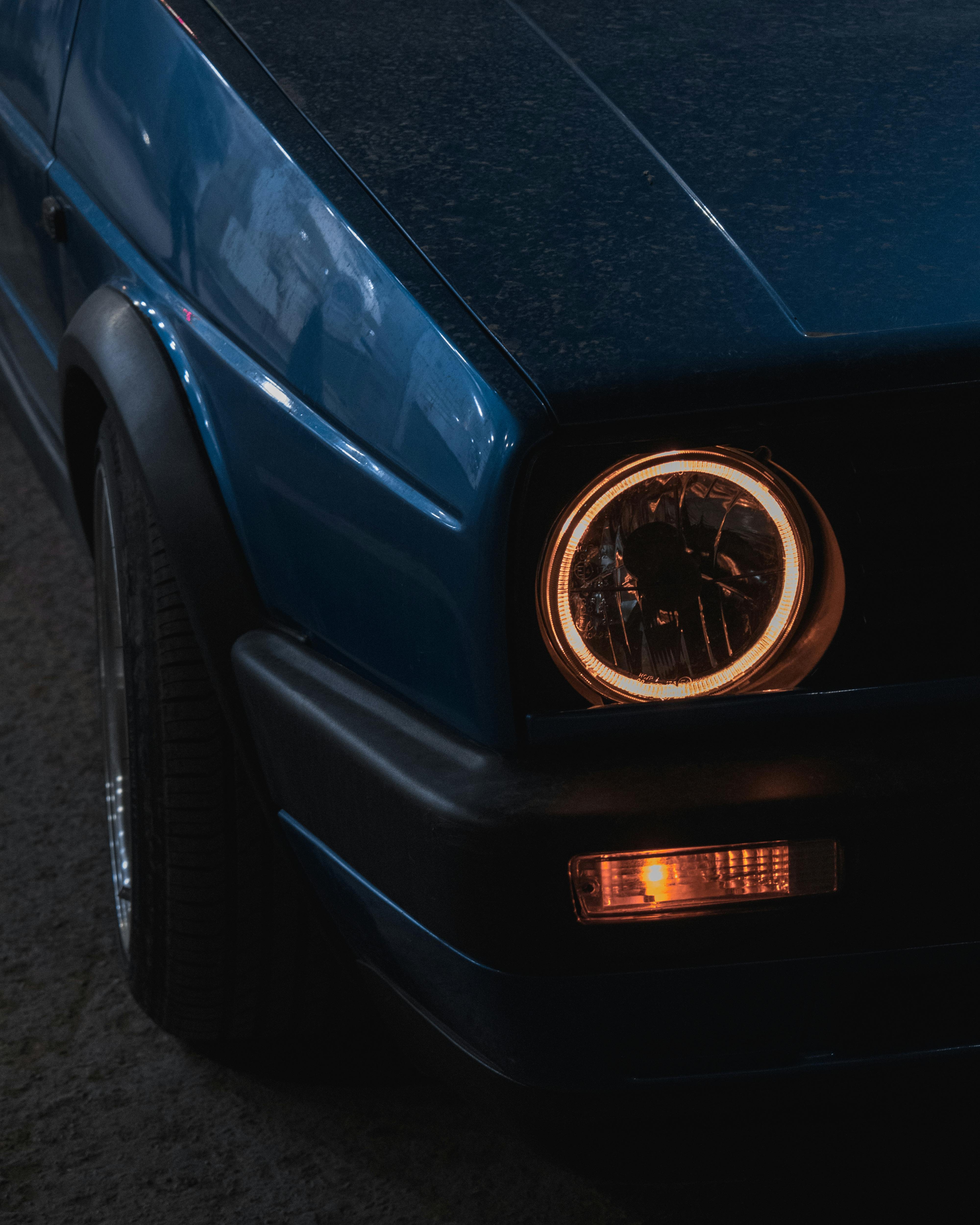 Close-Up Shot of Blue Car · Free Stock Photo