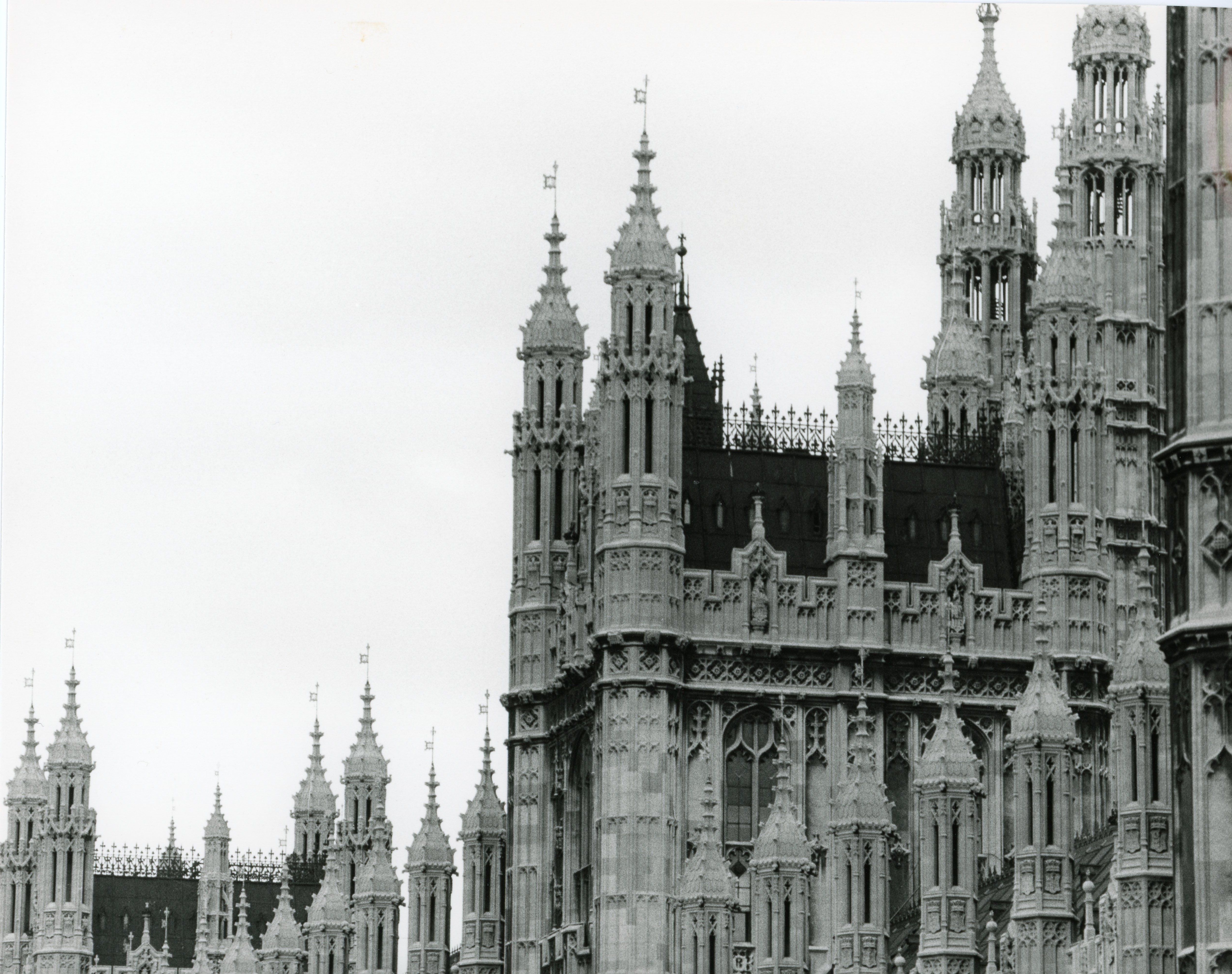Close-up of Big Ben Gothic Facade · Free Stock Photo
