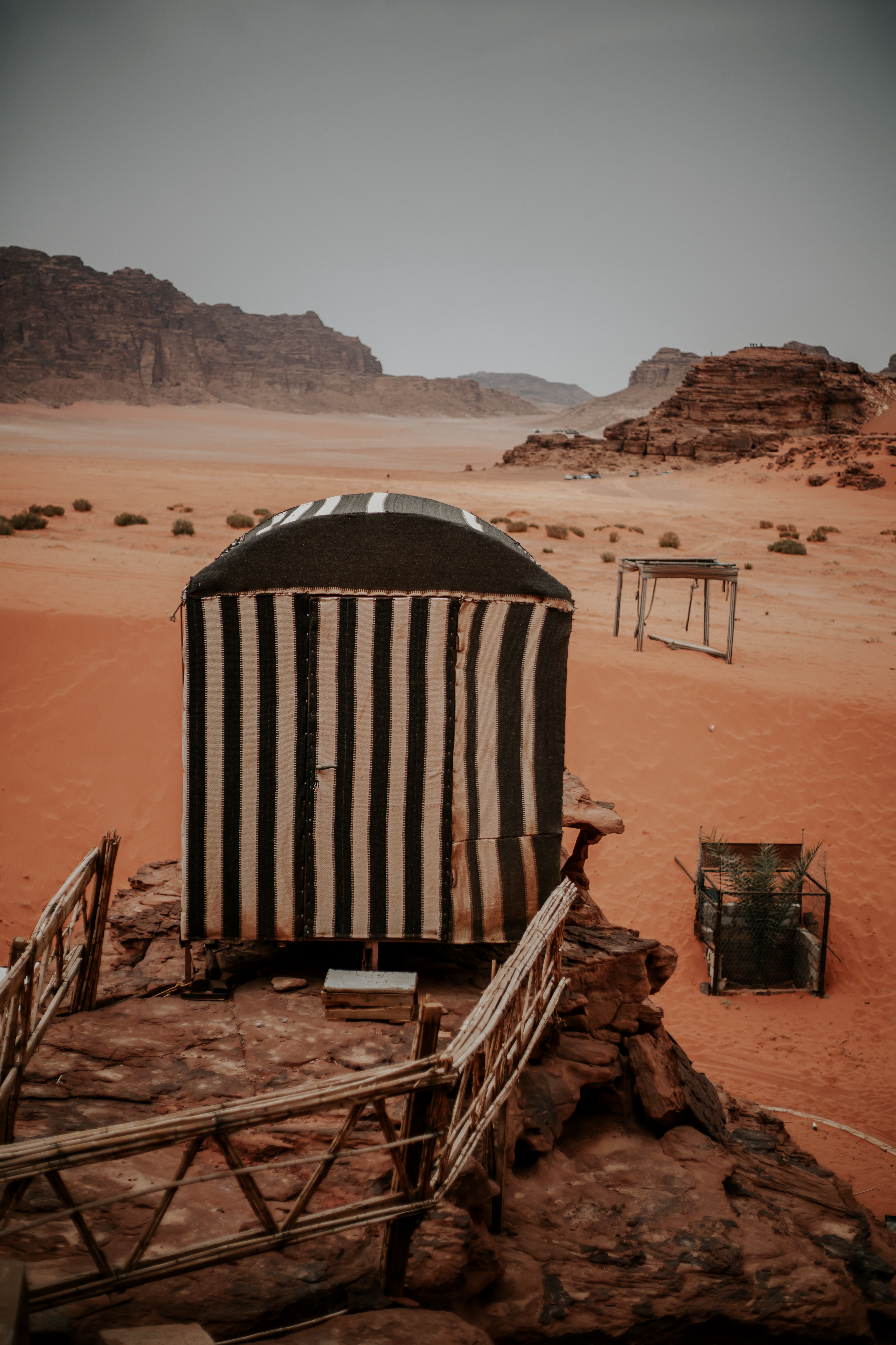 Shack on Top of a Rock Formation in a Desert · Free Stock Photo