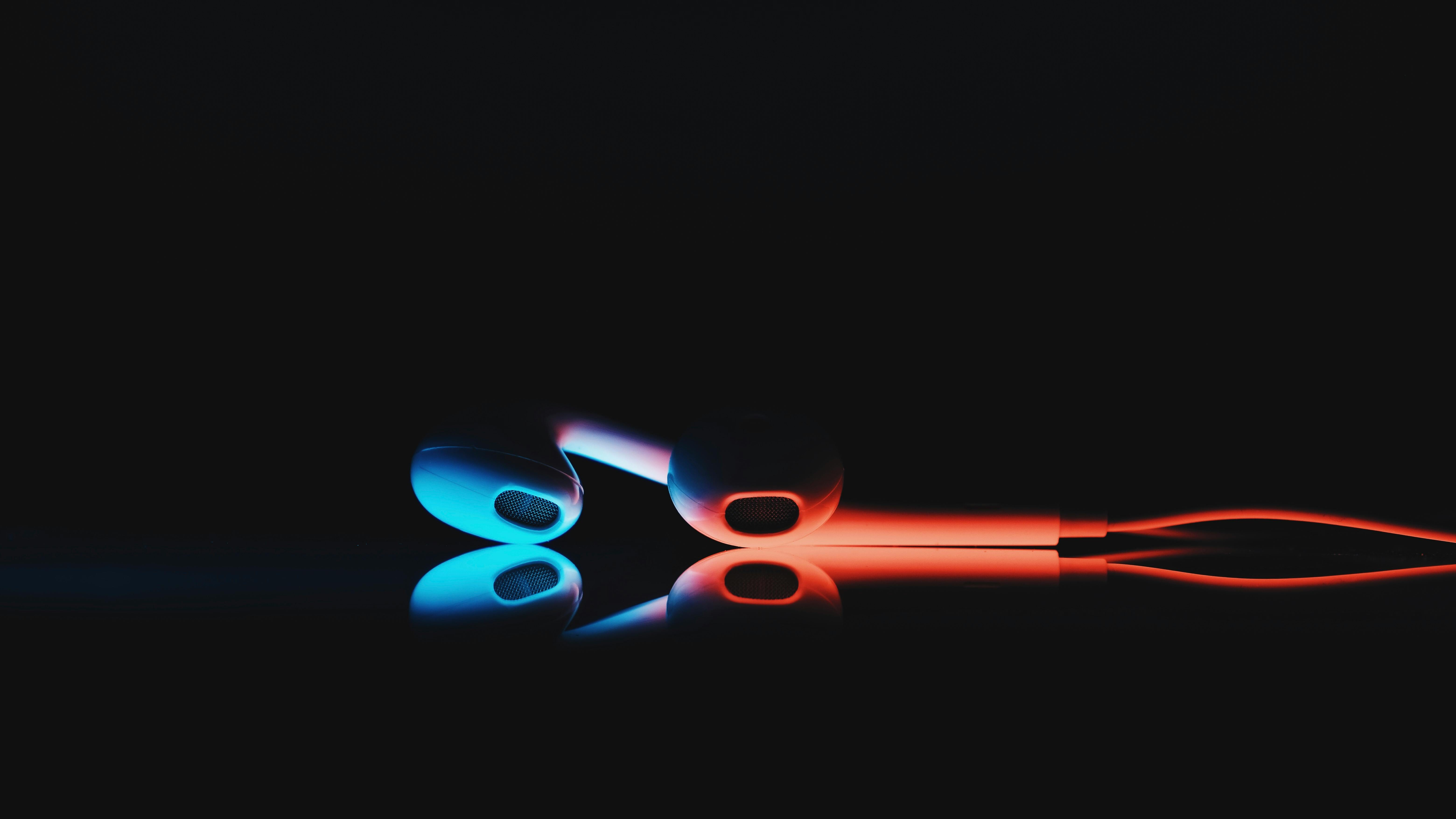 Close-up Photo of Earphones · Free Stock Photo