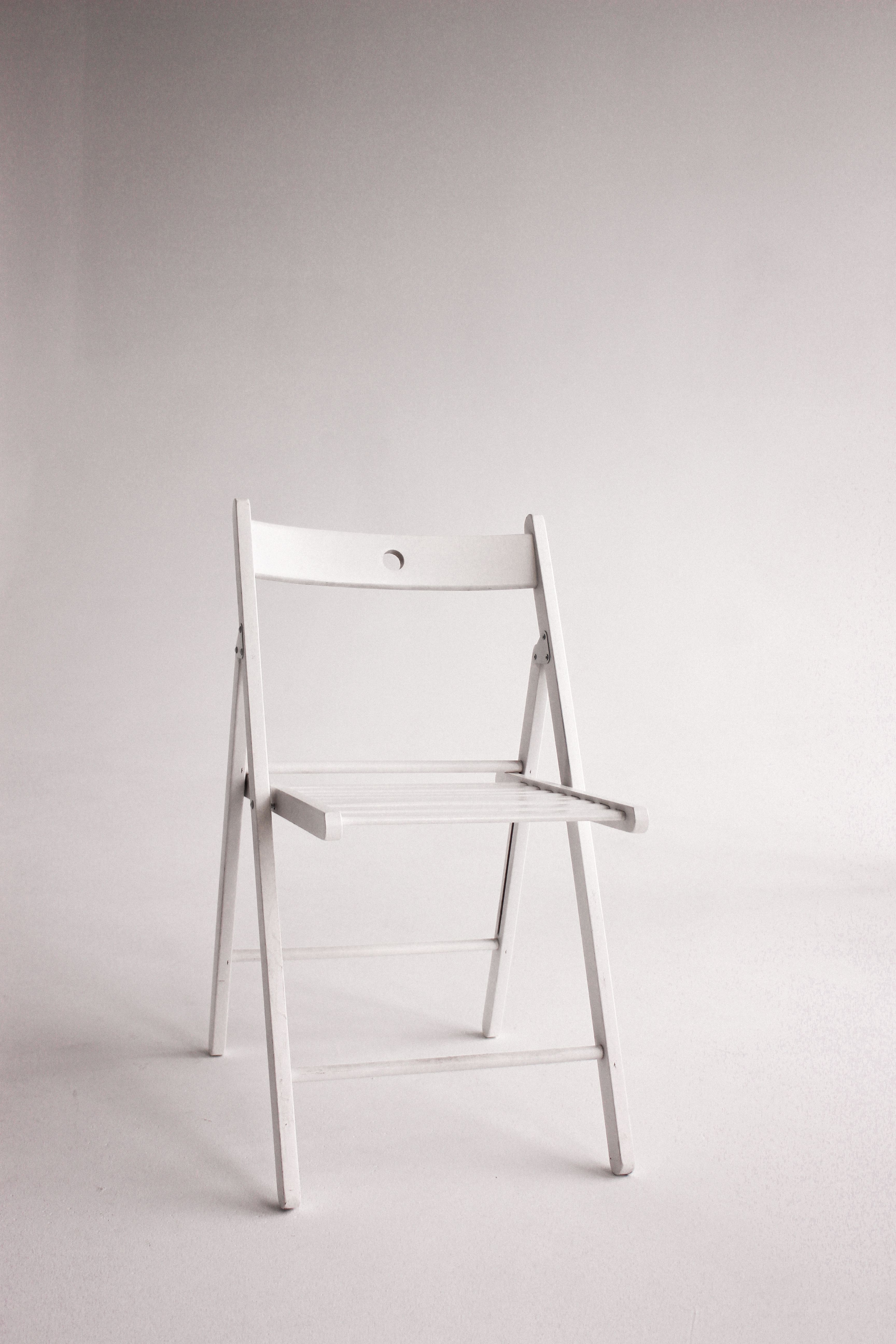 White Wooden Chair in Grayscale Photography · Free Stock Photo