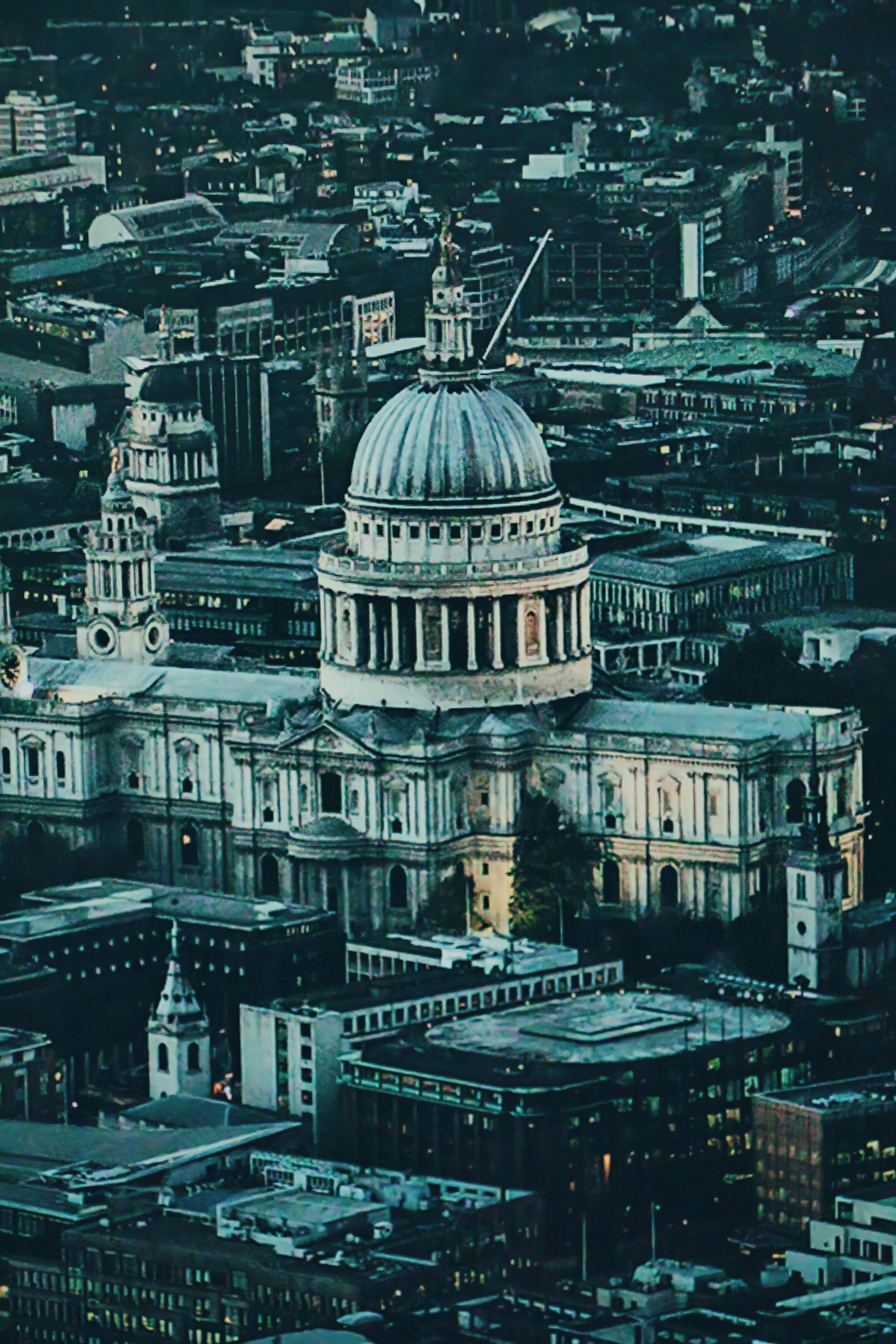 20,000+ Best Imperial Tower Photos · 100% Free Download · Pexels Stock ...