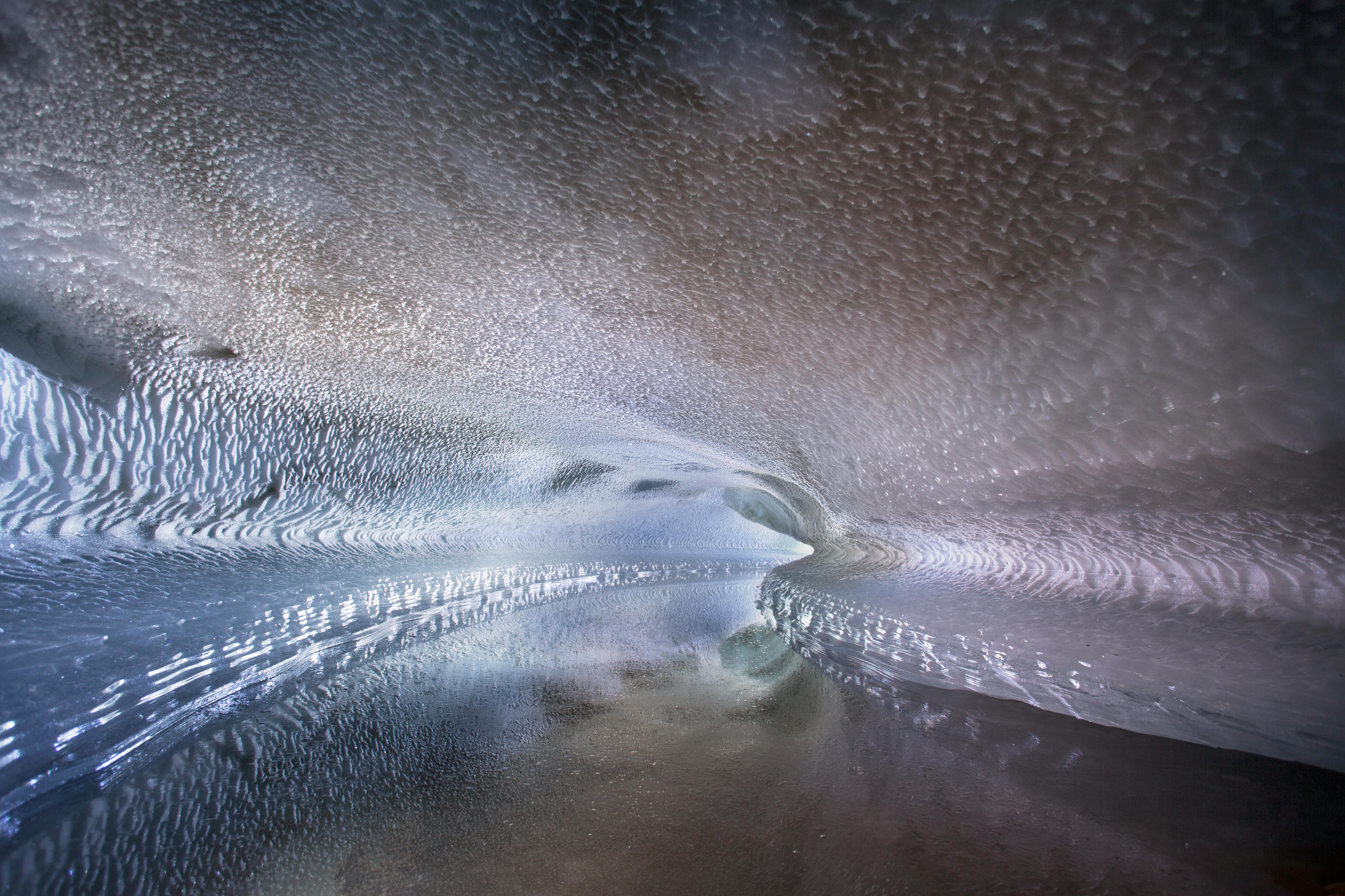 Ice Corridor in Glacier · Free Stock Photo