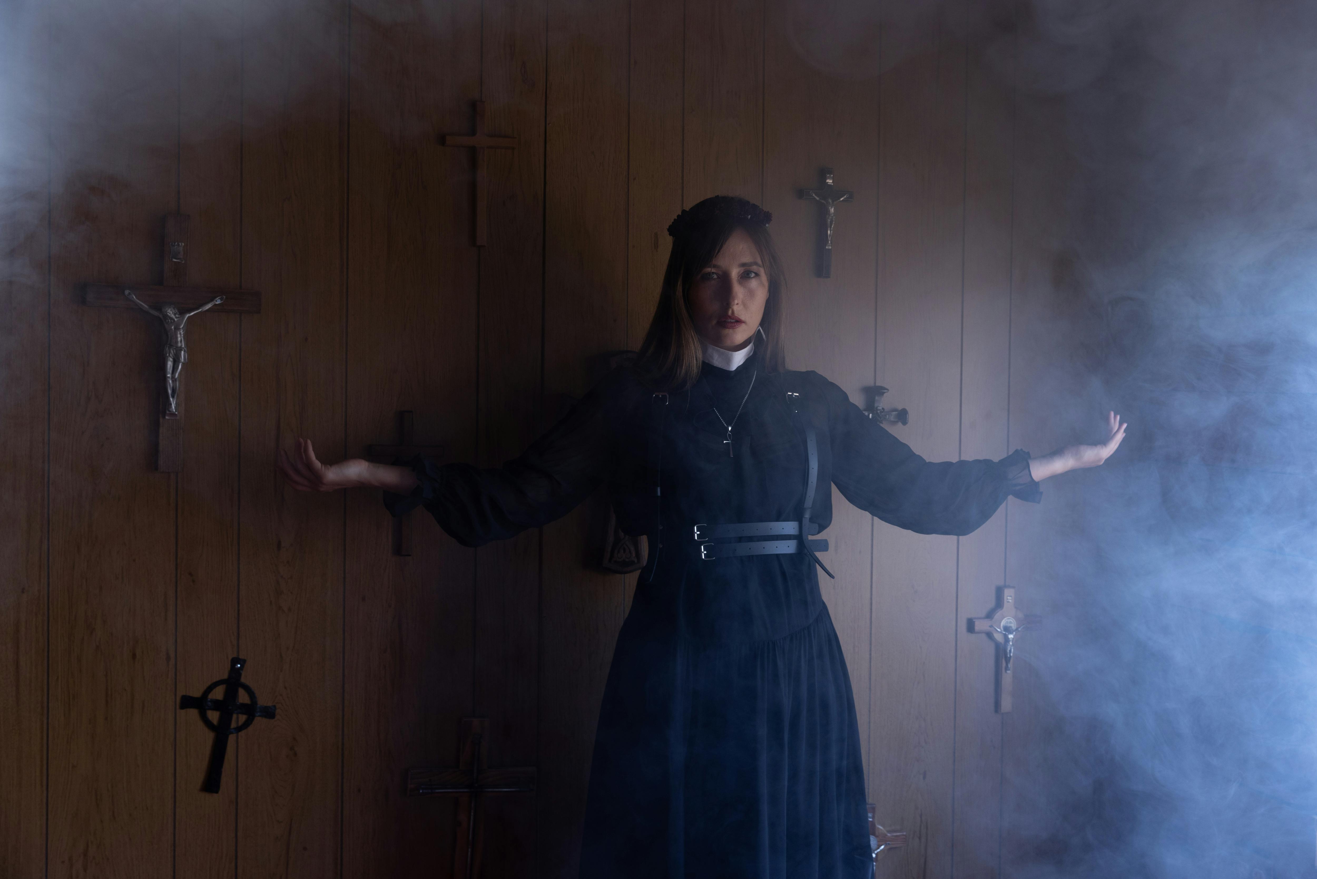 Religious Crosses Photos, Download Free Religious Crosses Stock Photos ...