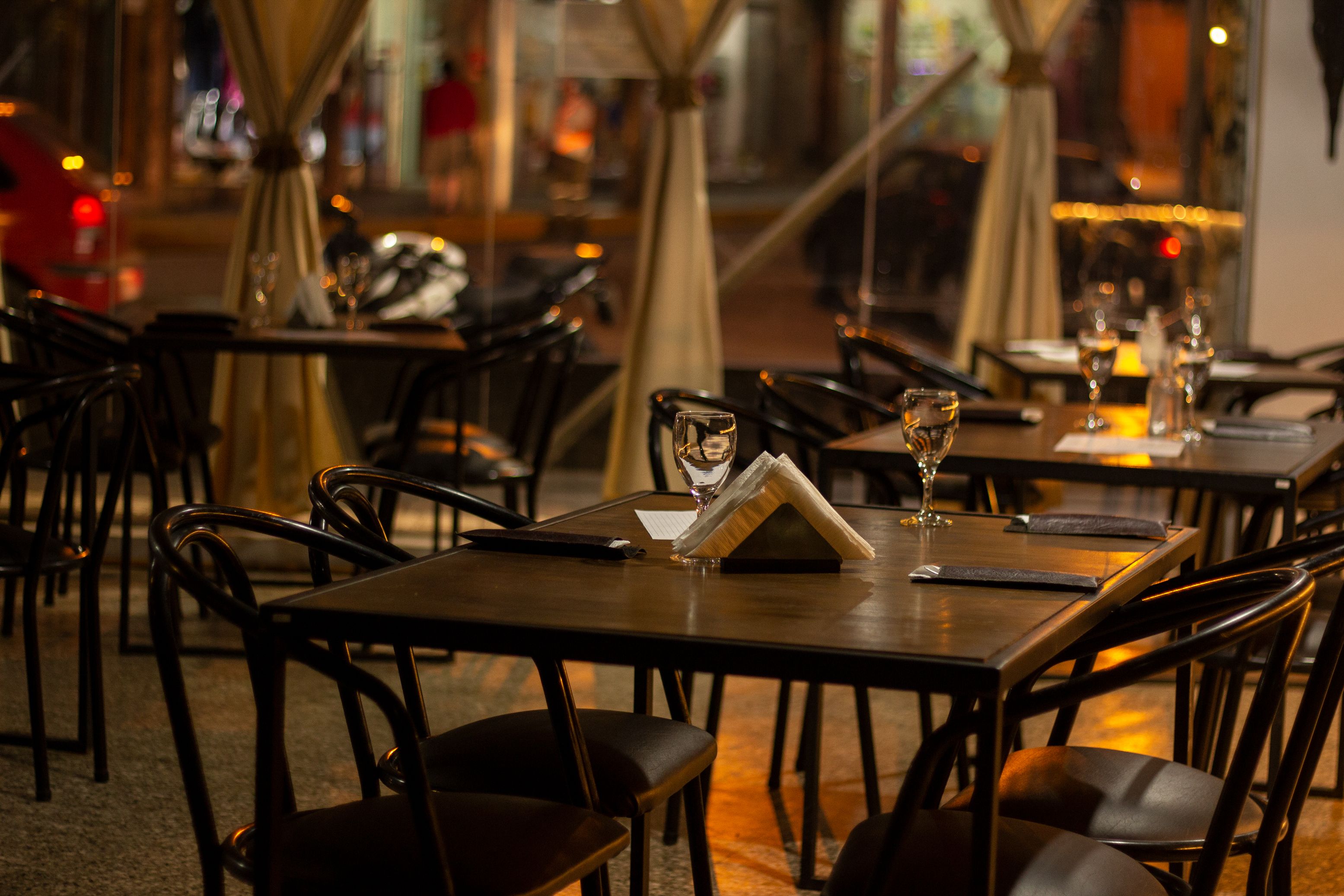 Tables in an Empty Restaurant · Free Stock Photo