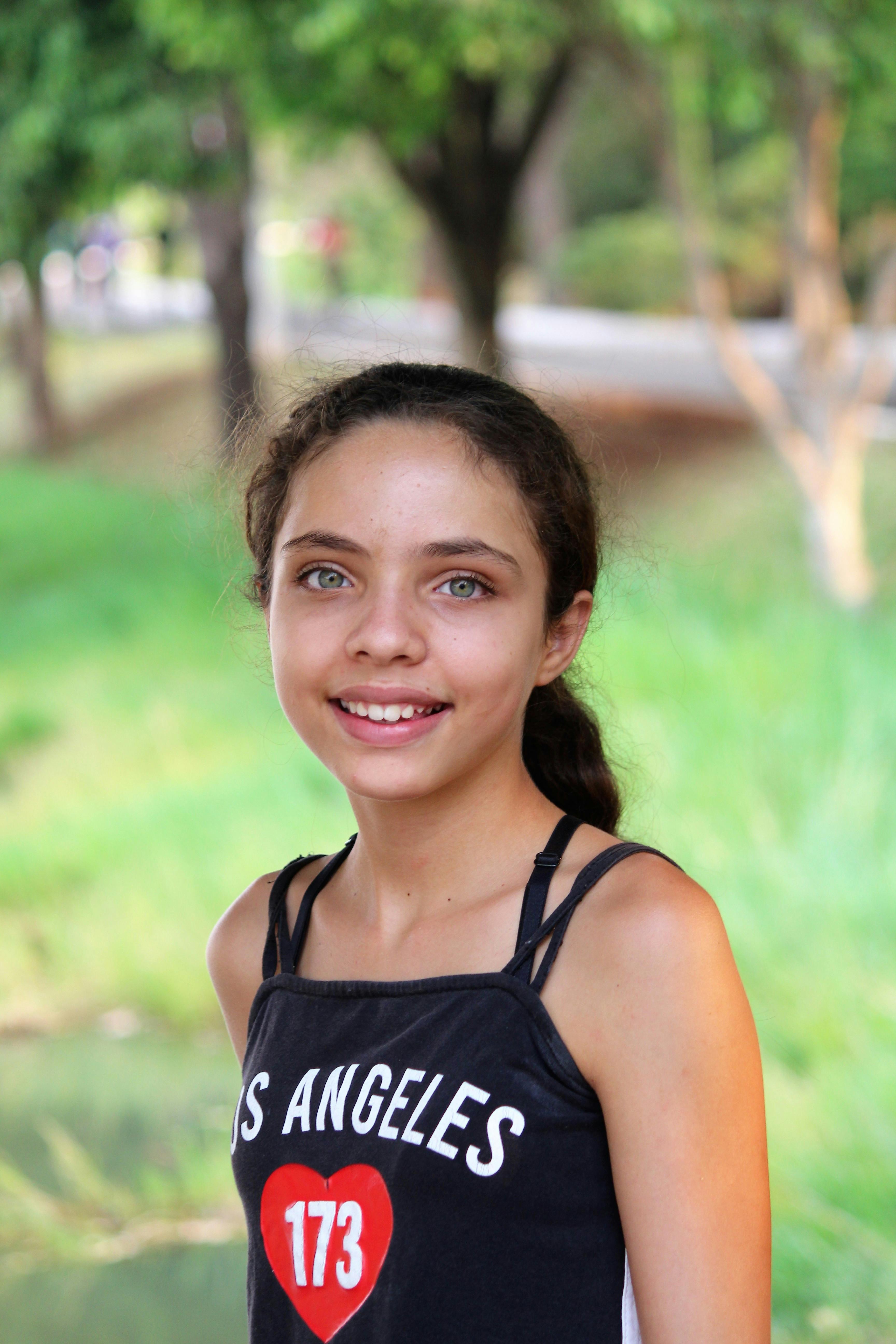 Teen Angel Photos, Download The BEST Free Teen Angel Stock Photos & HD ...