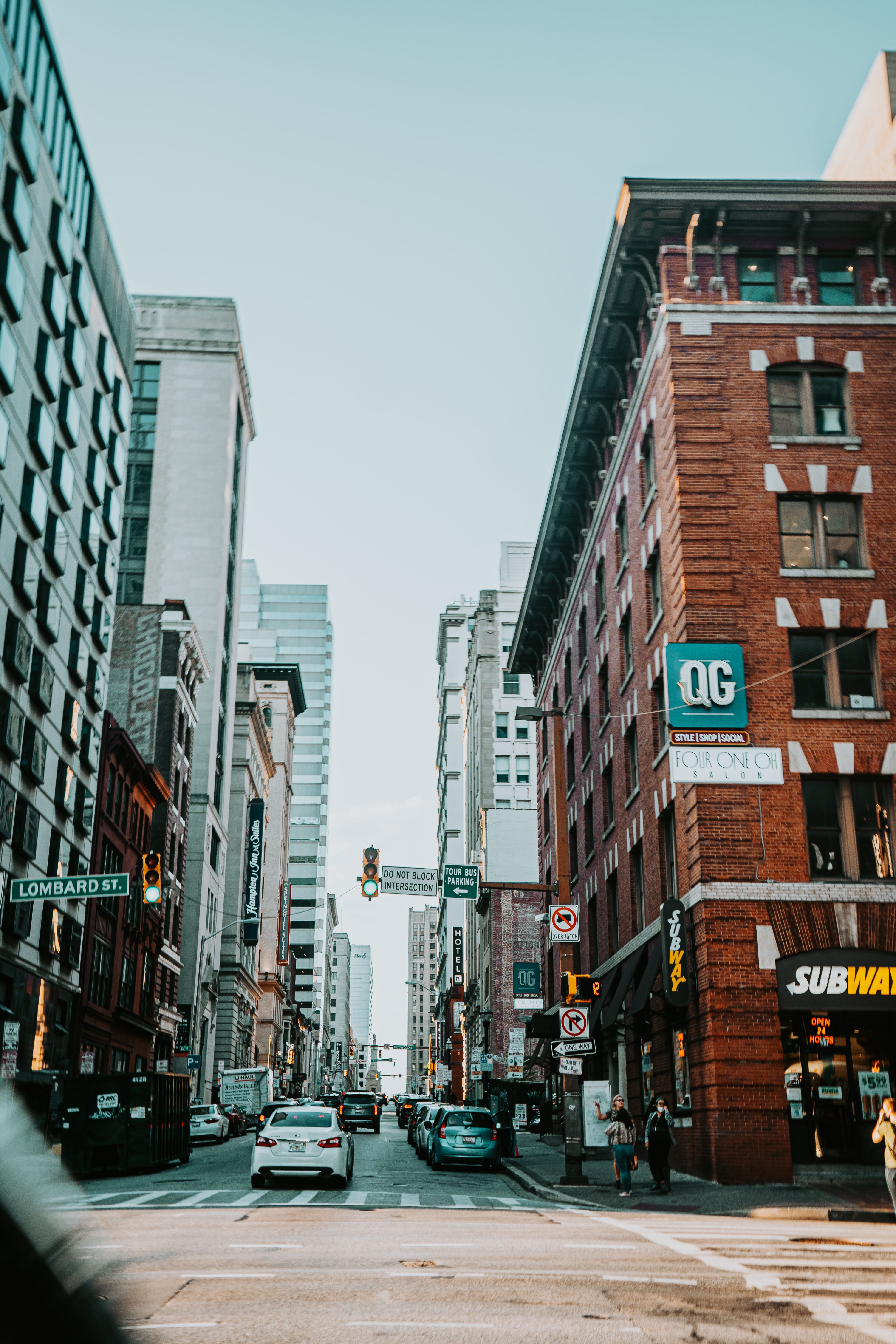 Buildings and a Road in the City of Baltimore · Free Stock Photo