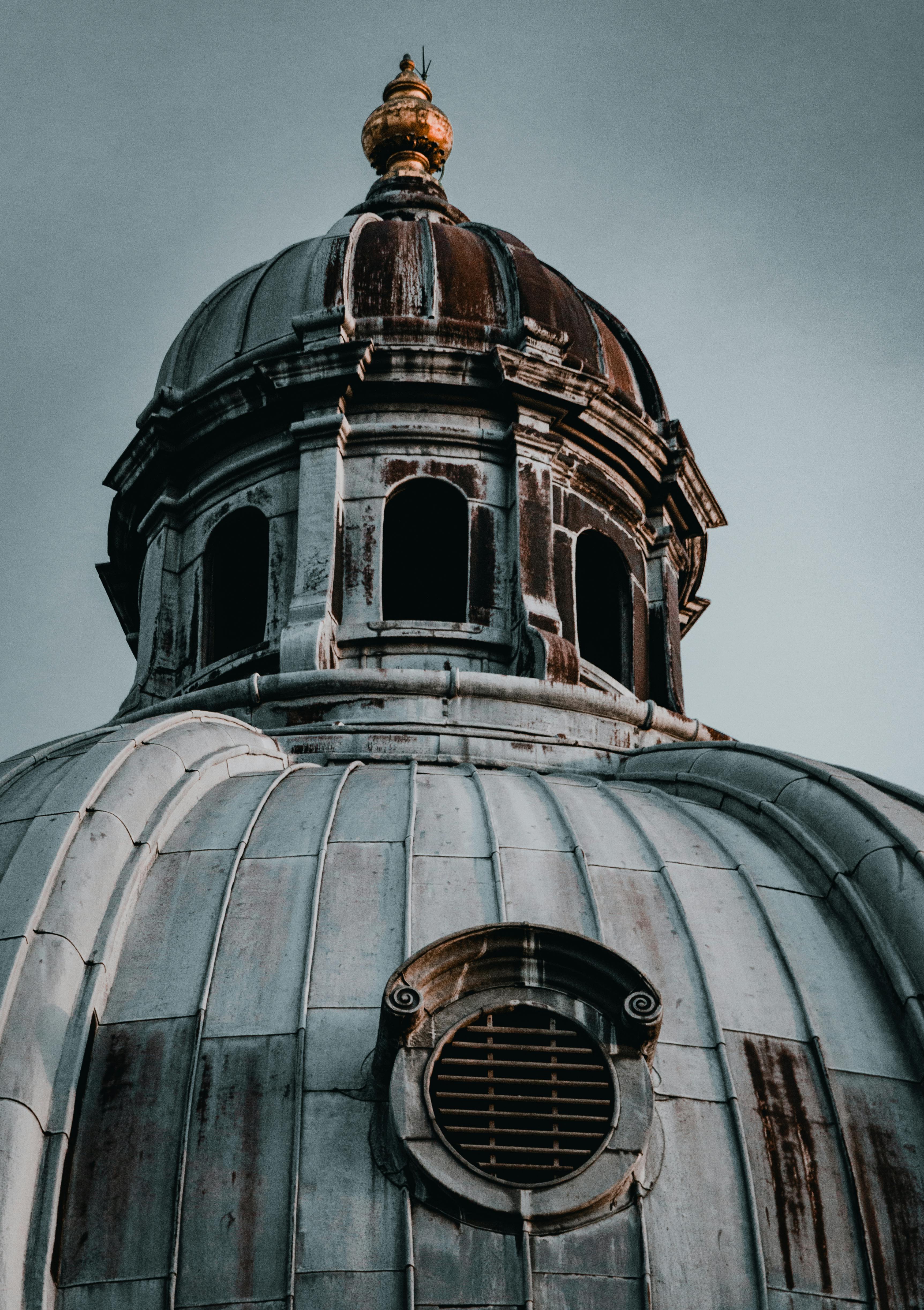 Dome on Church · Free Stock Photo