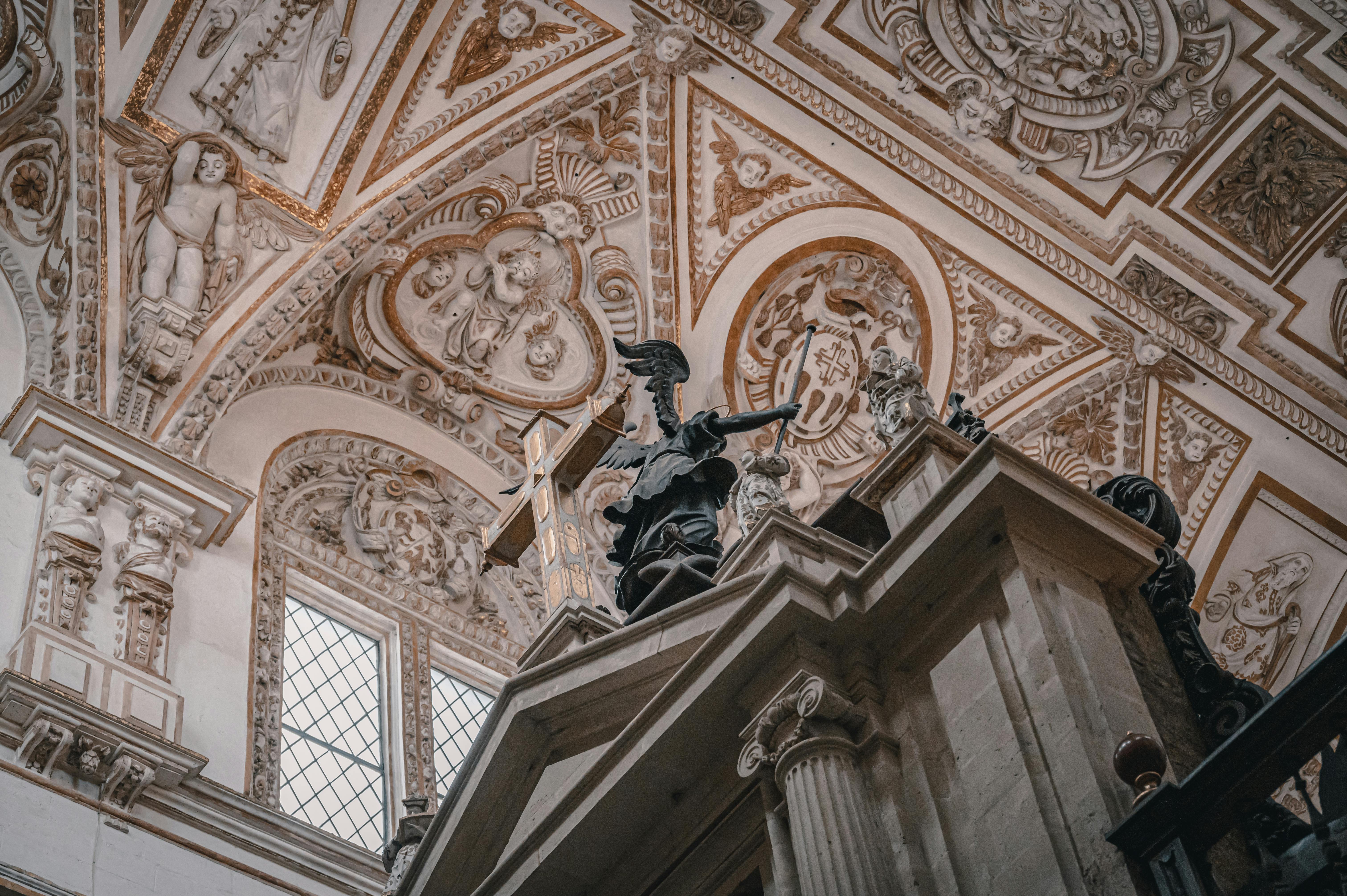 Sculptures on Cathedral Ceiling · Free Stock Photo
