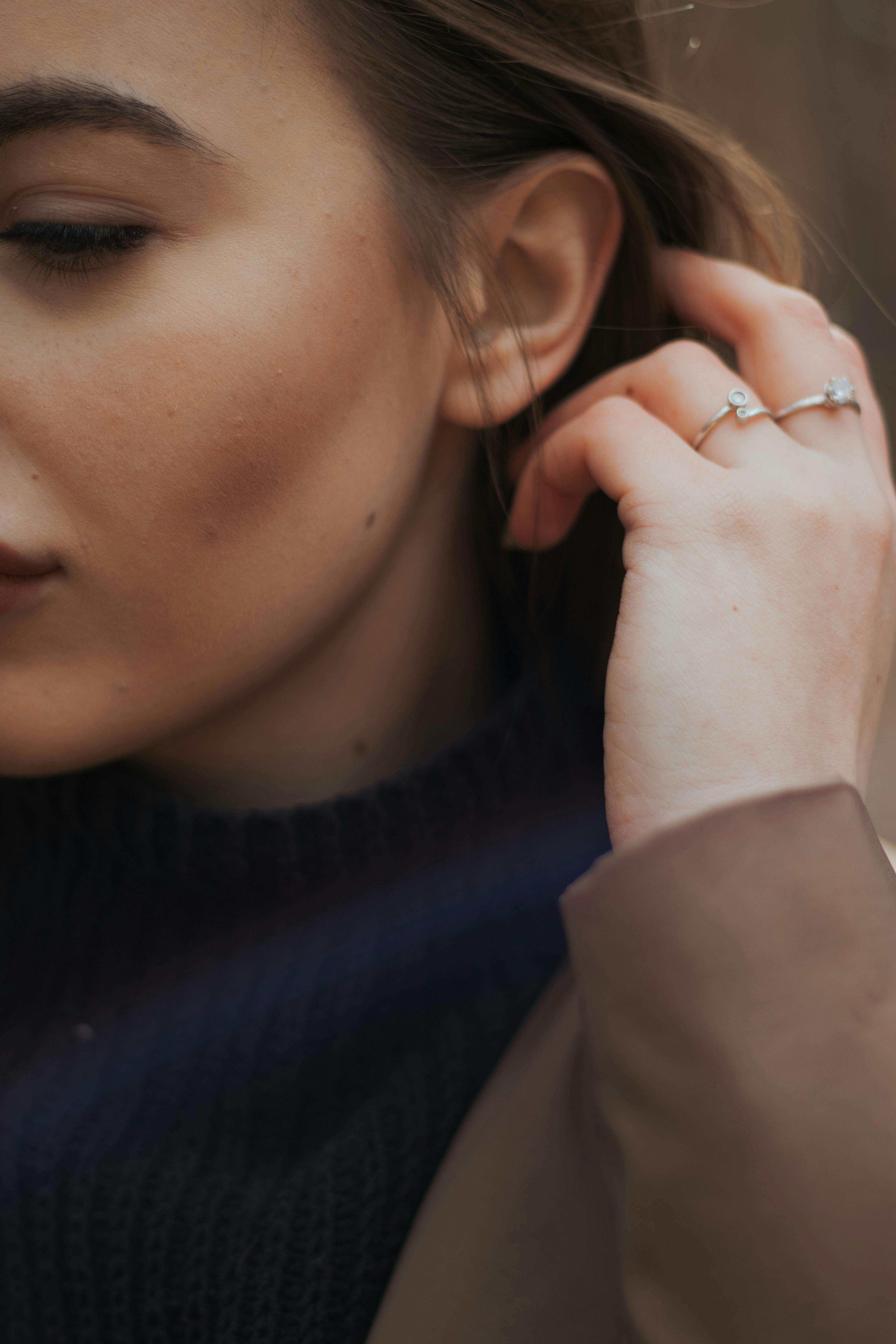 Ear Rings Photos, Download The BEST Free Ear Rings Stock Photos & HD Images