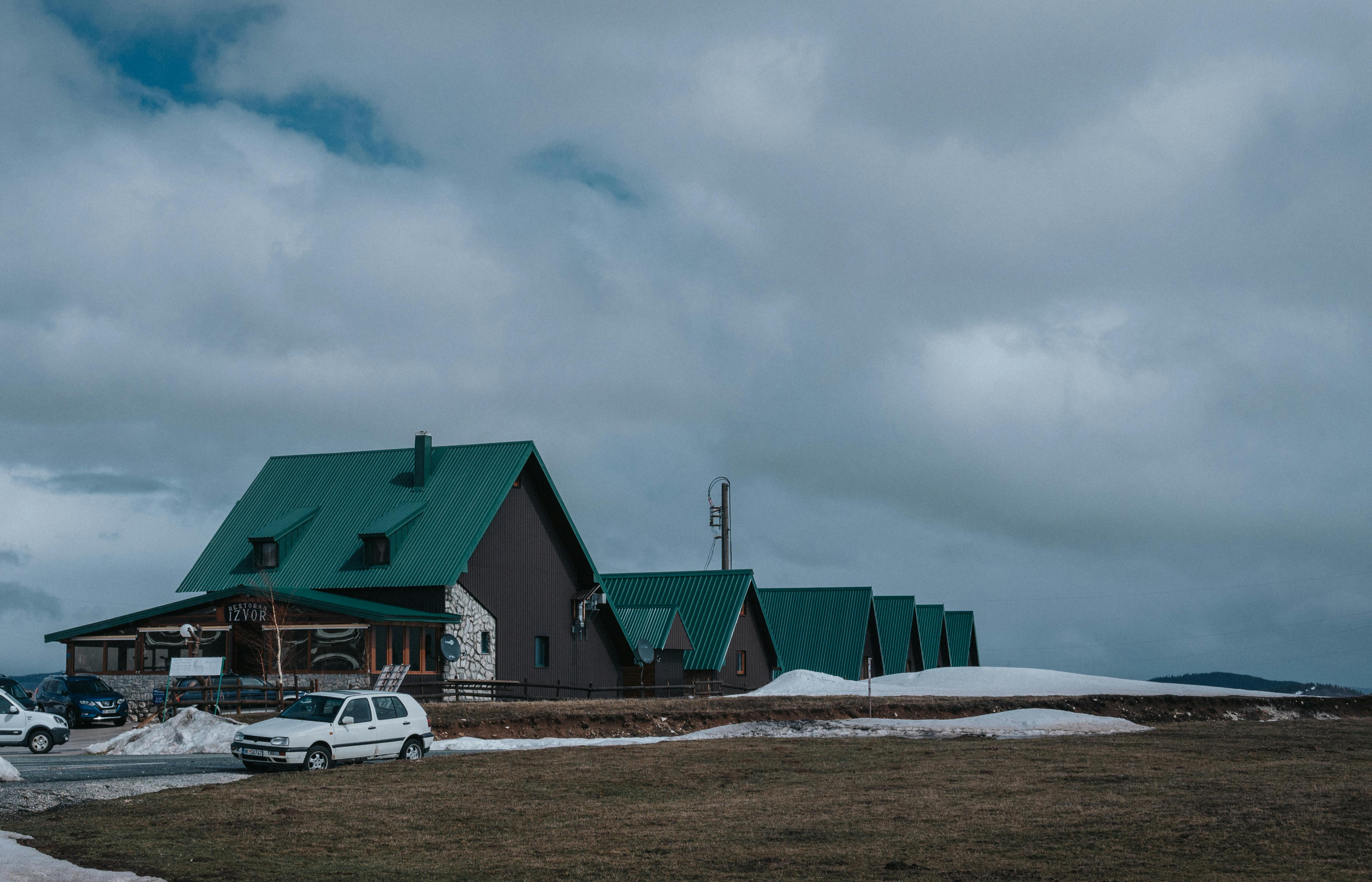 Houses in Polar Climate · Free Stock Photo