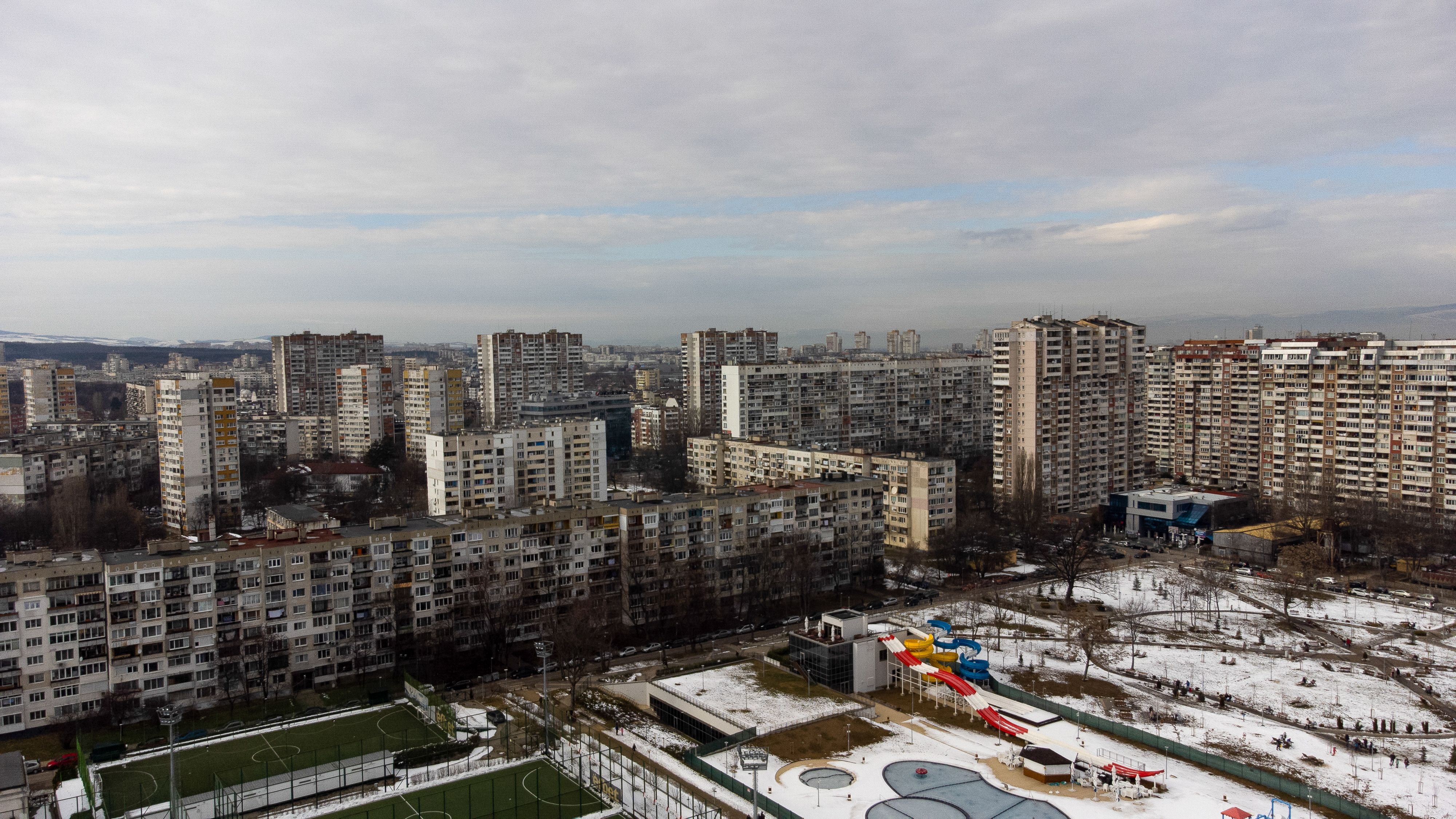 Block of Flats in a City · Free Stock Photo