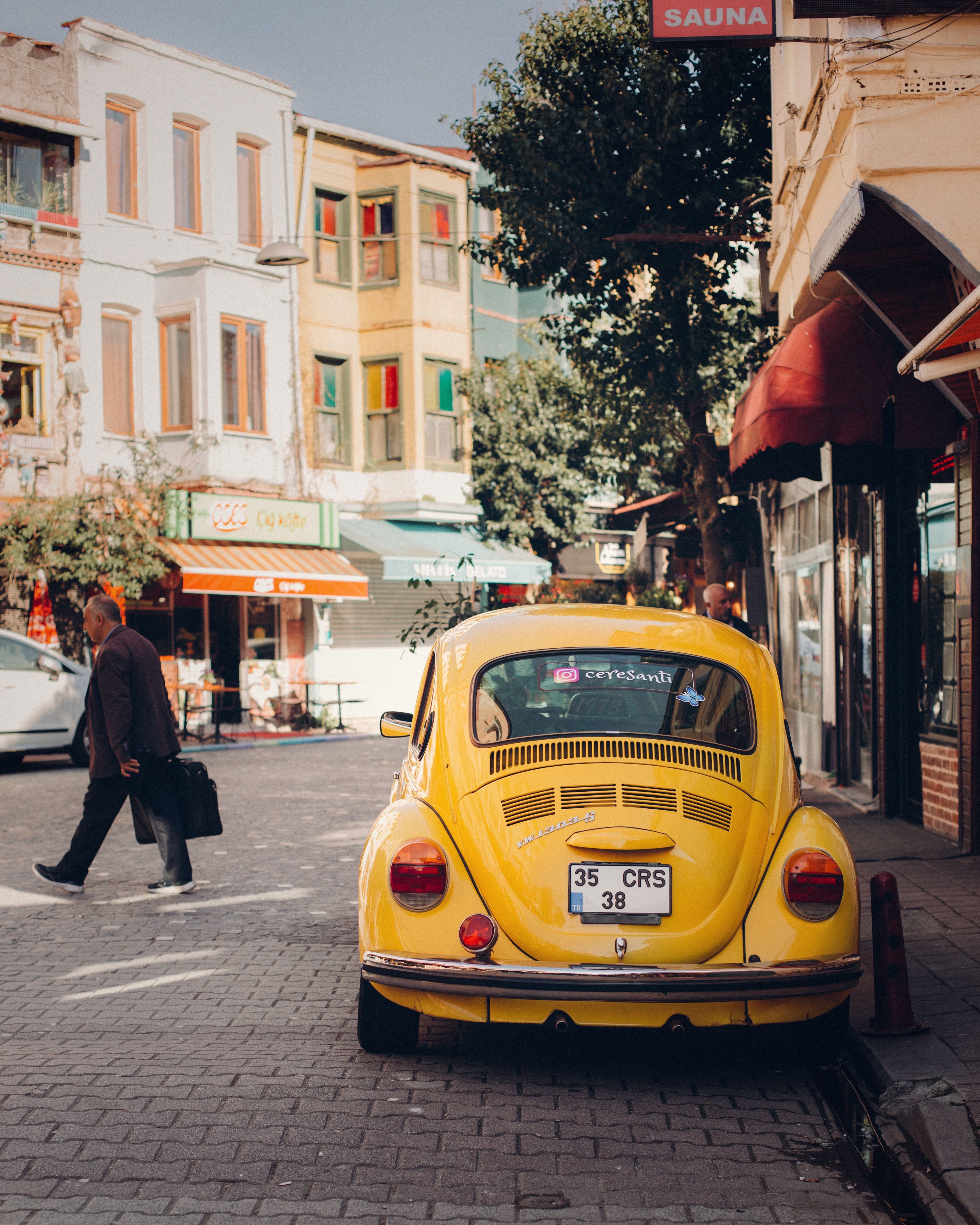 Yellow Volkswagen New Beetle · Free Stock Photo