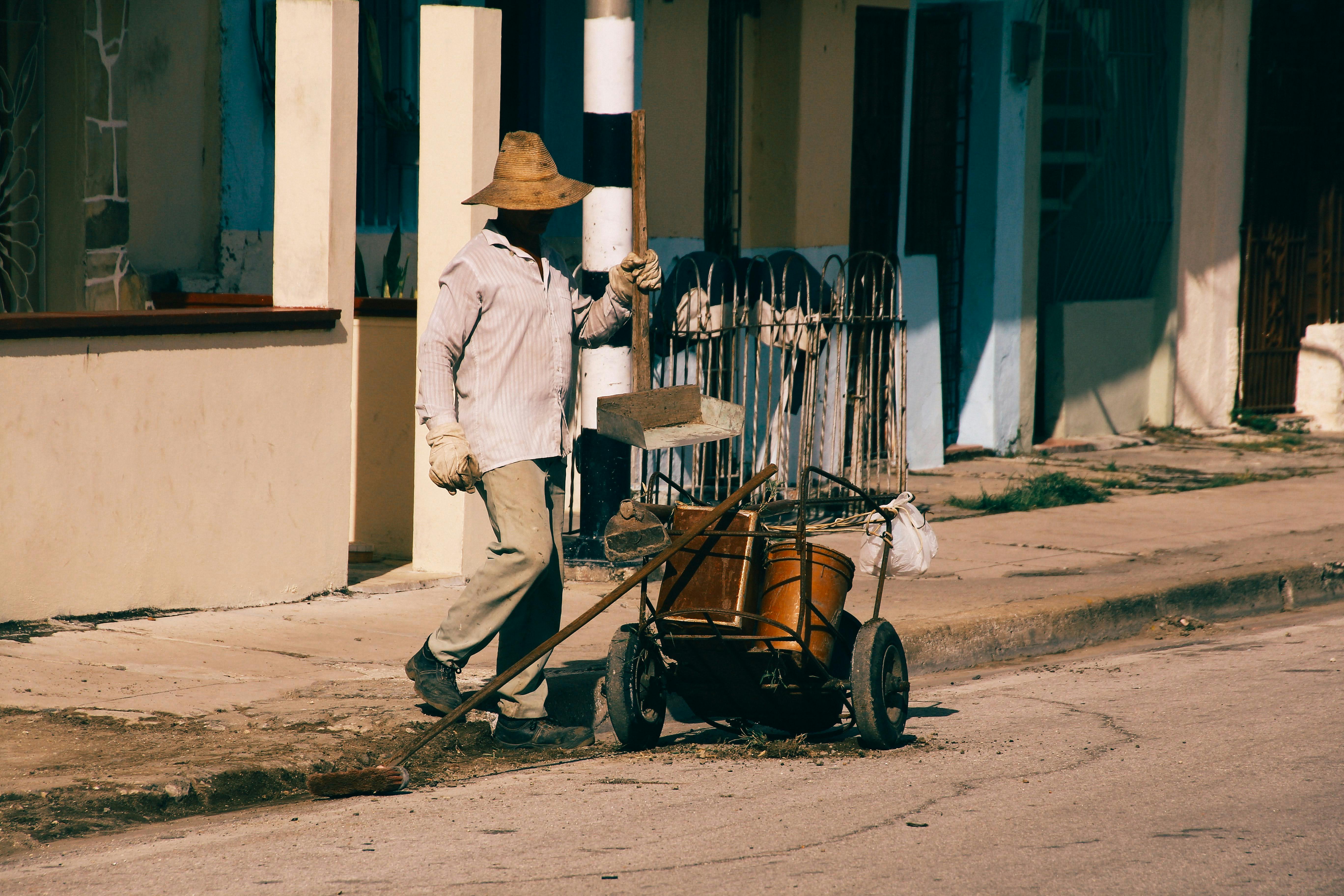 Street Cleaner Photos, Download The BEST Free Street Cleaner Stock ...