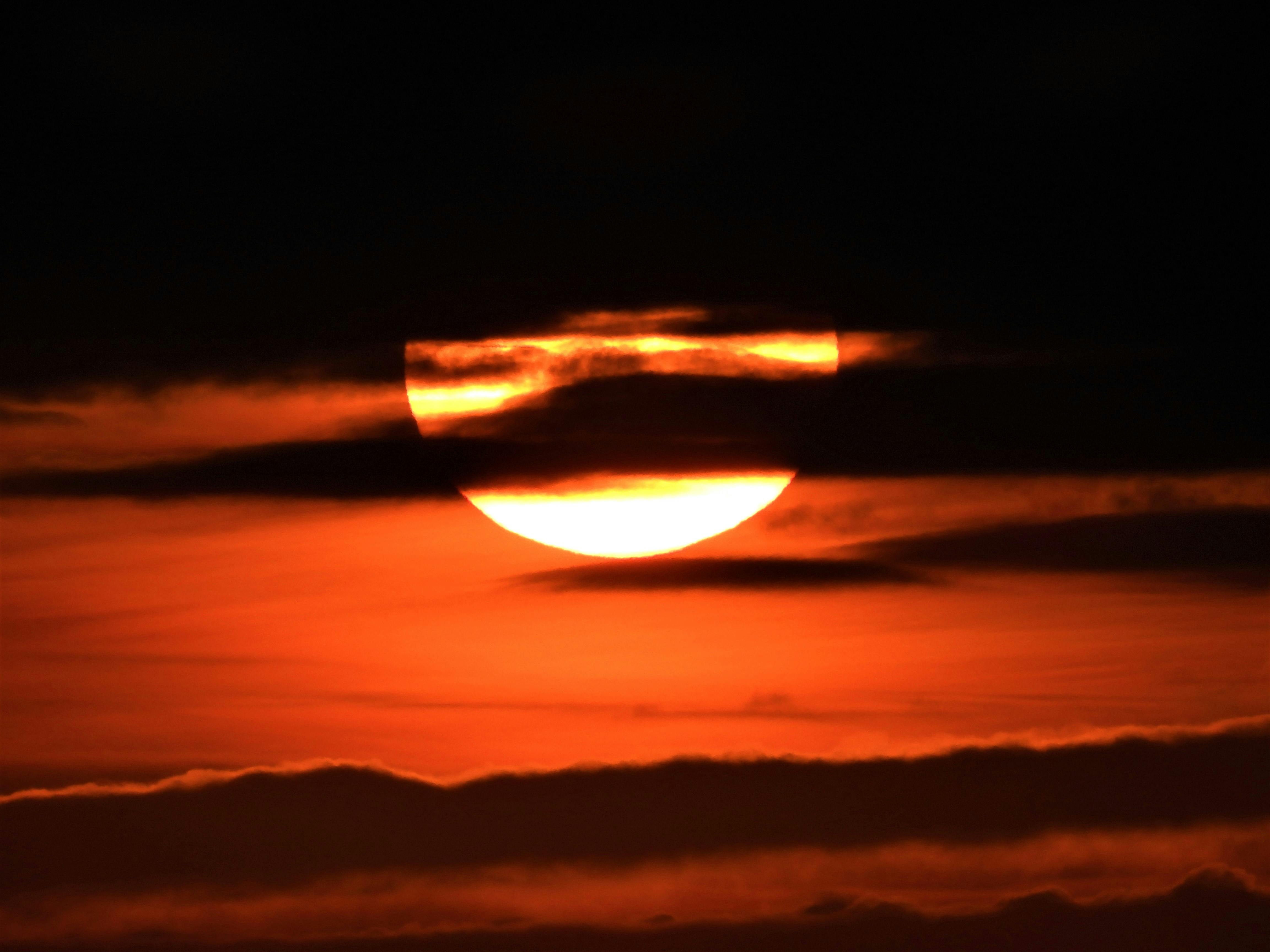 Silhouette of Mountains during Daytime · Free Stock Photo