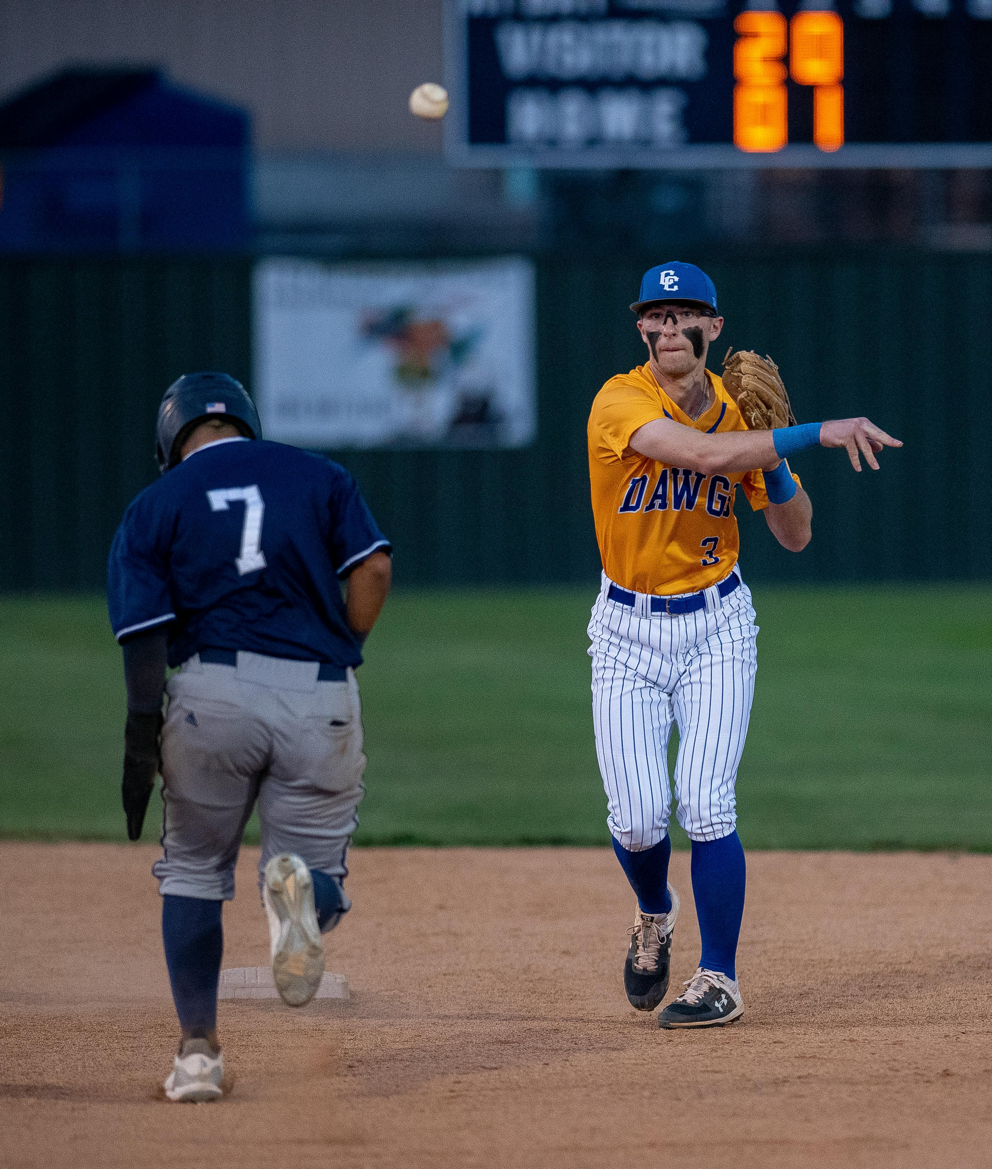Baseball Players During Match · Free Stock Photo