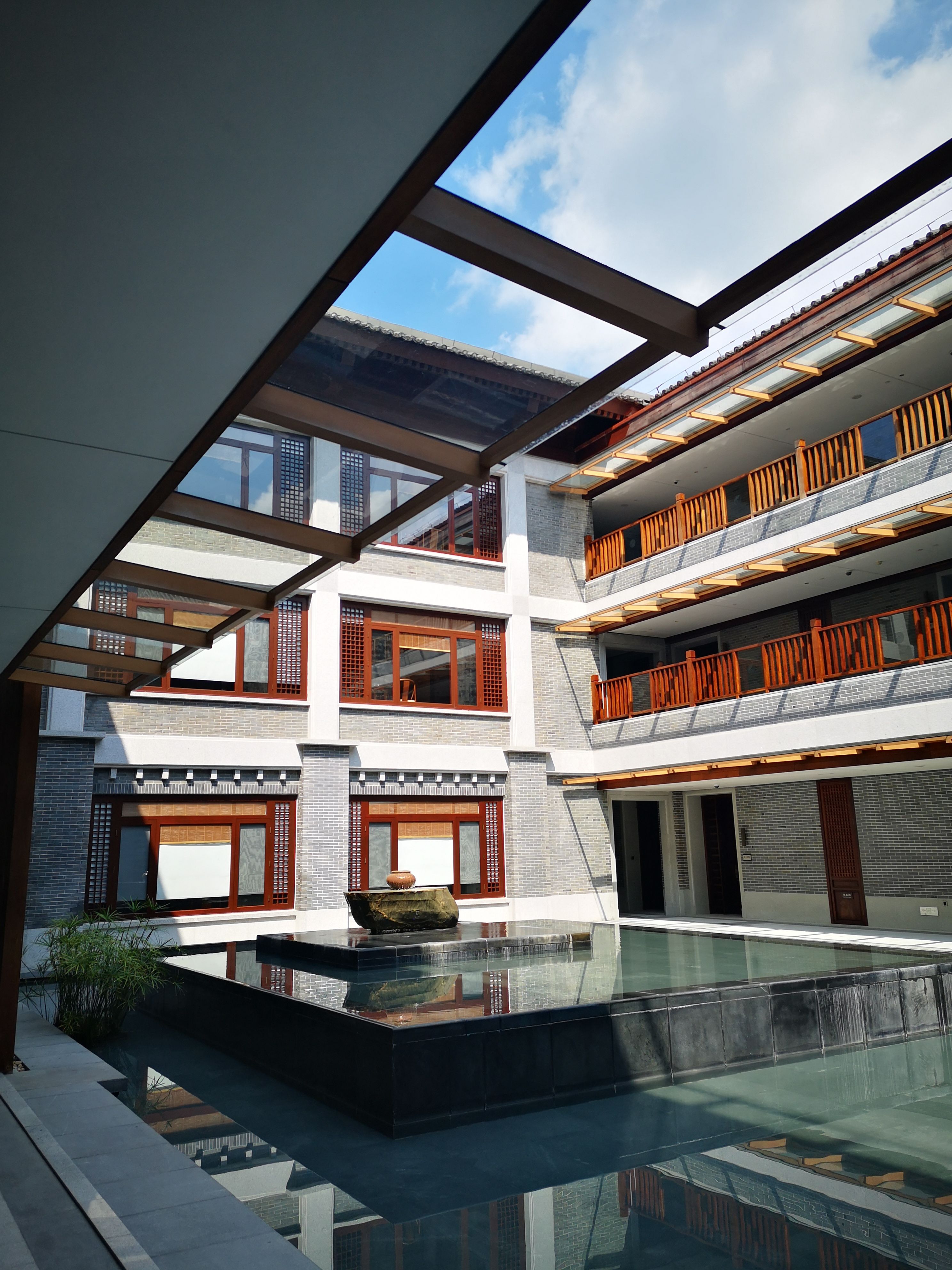 Resort Courtyard Photos, Download The BEST Free Resort Courtyard Stock ...