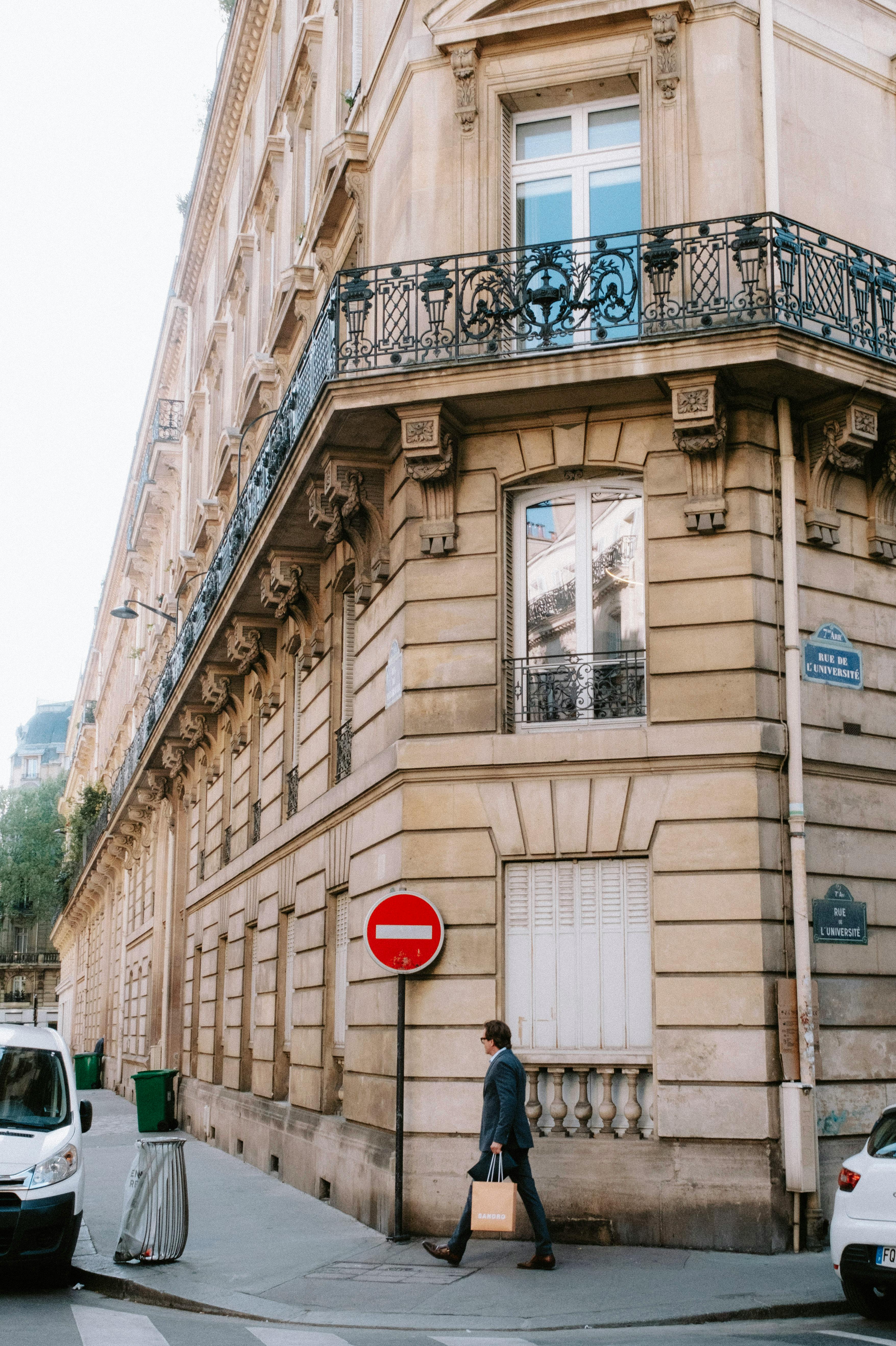 Corner of City Street · Free Stock Photo