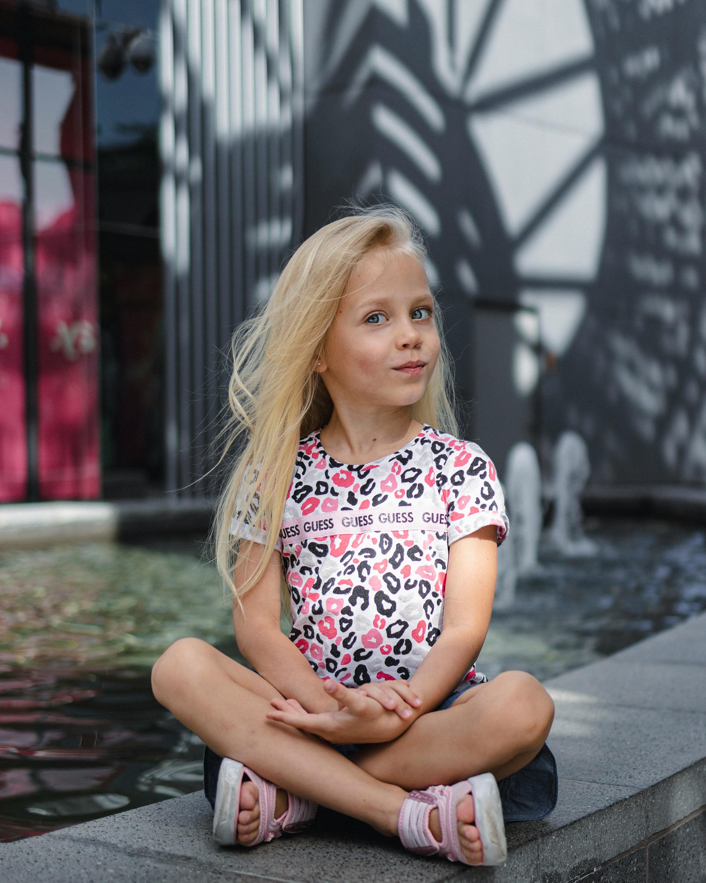 Blond Tween Girl Photos, Download The BEST Free Blond Tween Girl Stock ...