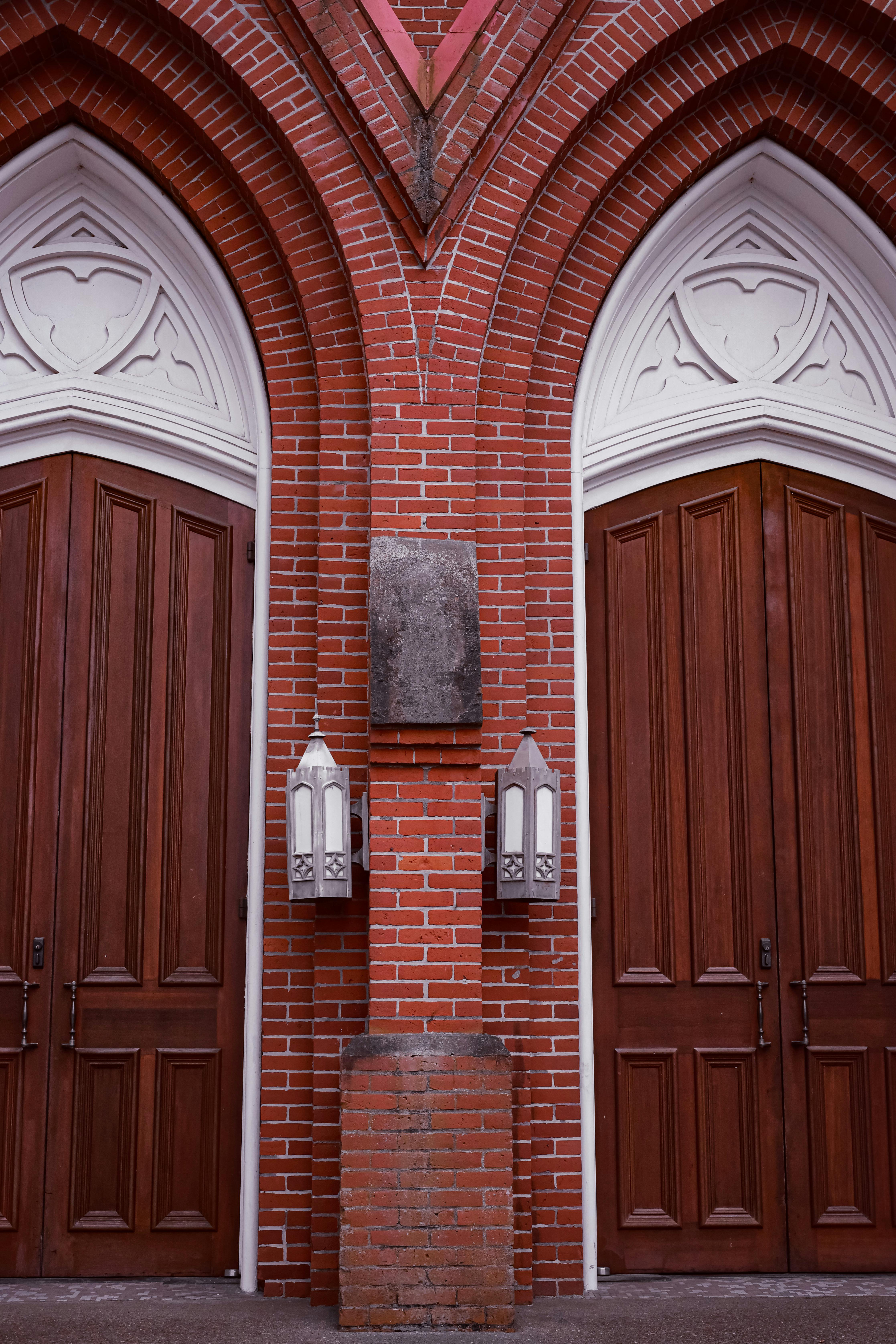 Shot of Entrance · Free Stock Photo