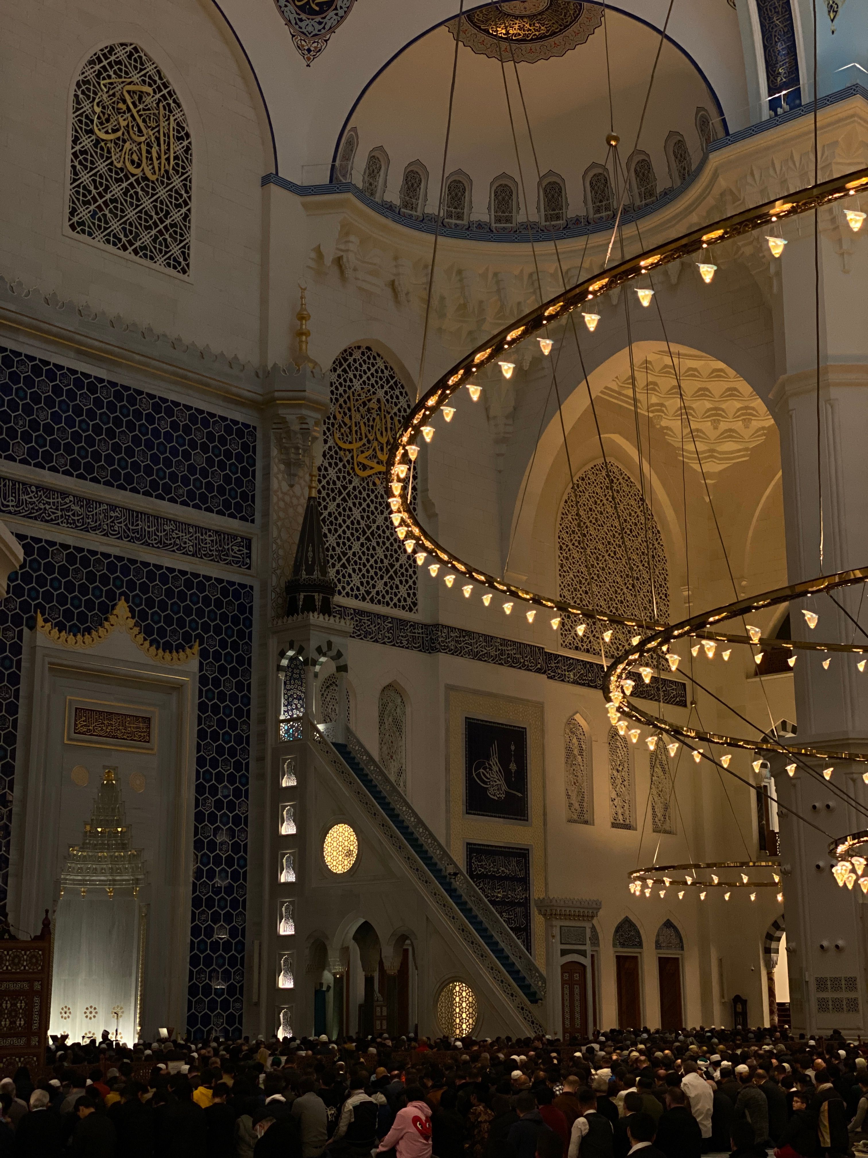 Courtyard and arched passage of medieval mosque · Free Stock Photo