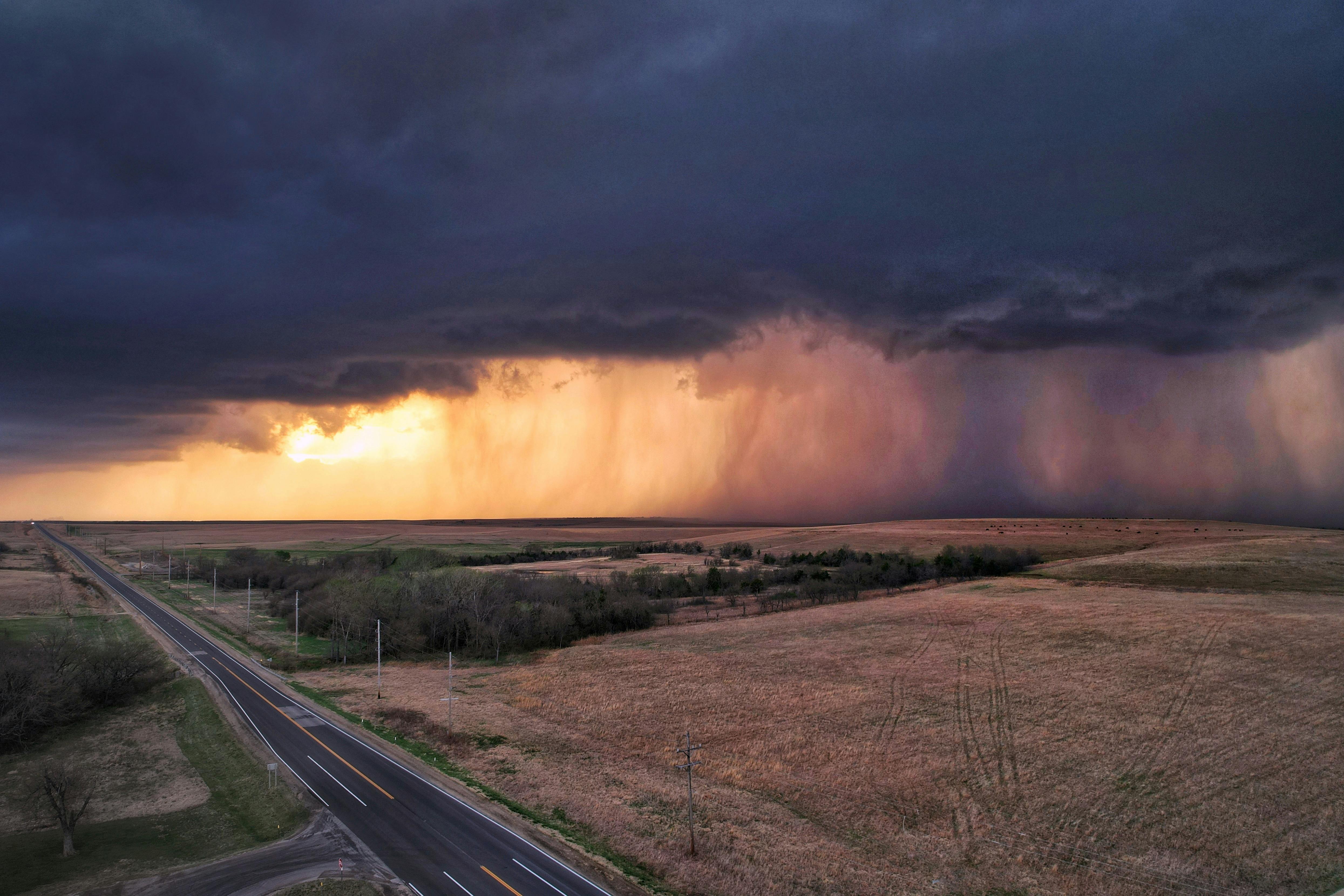 Raining Farm Photos, Download The BEST Free Raining Farm Stock Photos ...