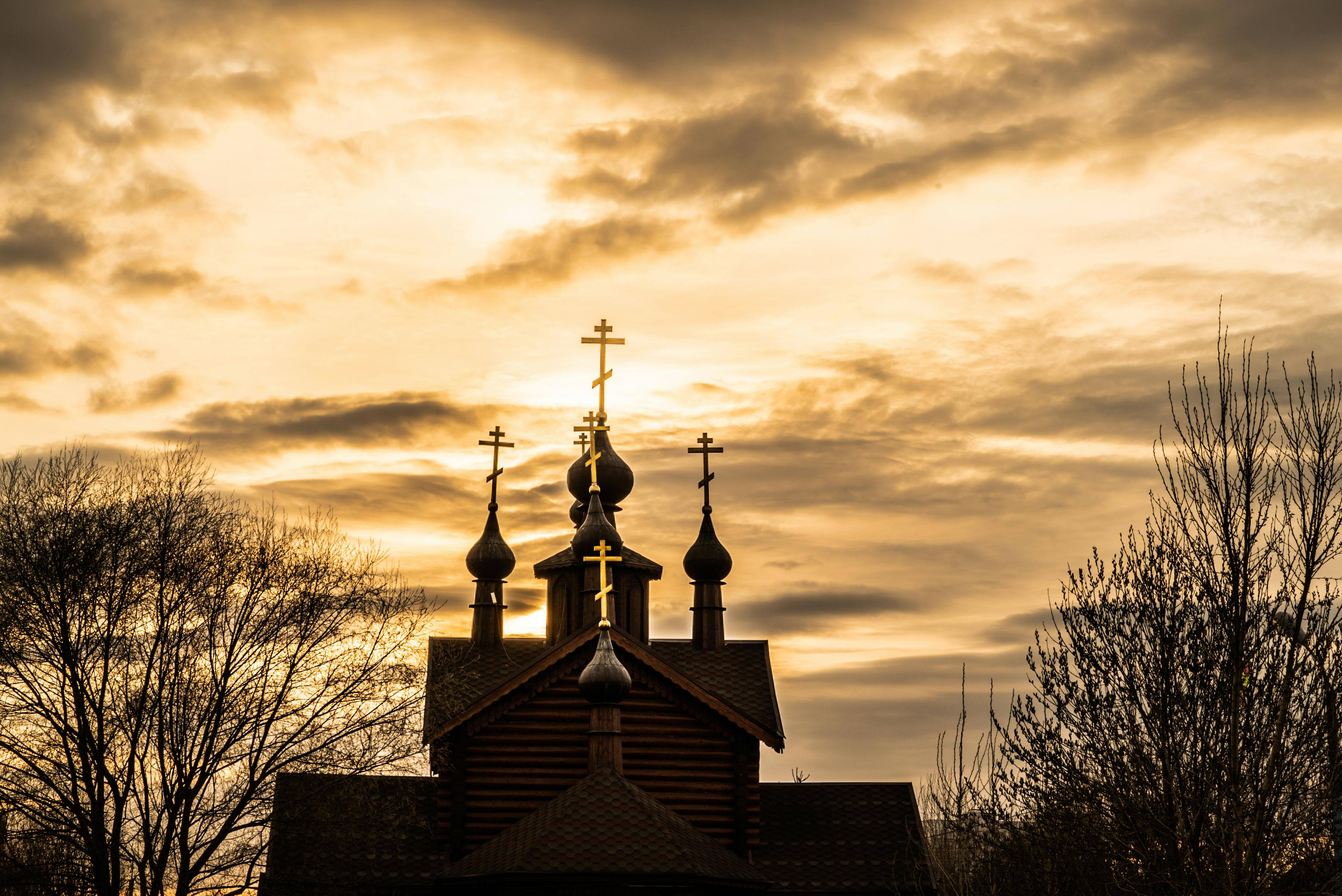 Clouds at Sunset over Church · Free Stock Photo