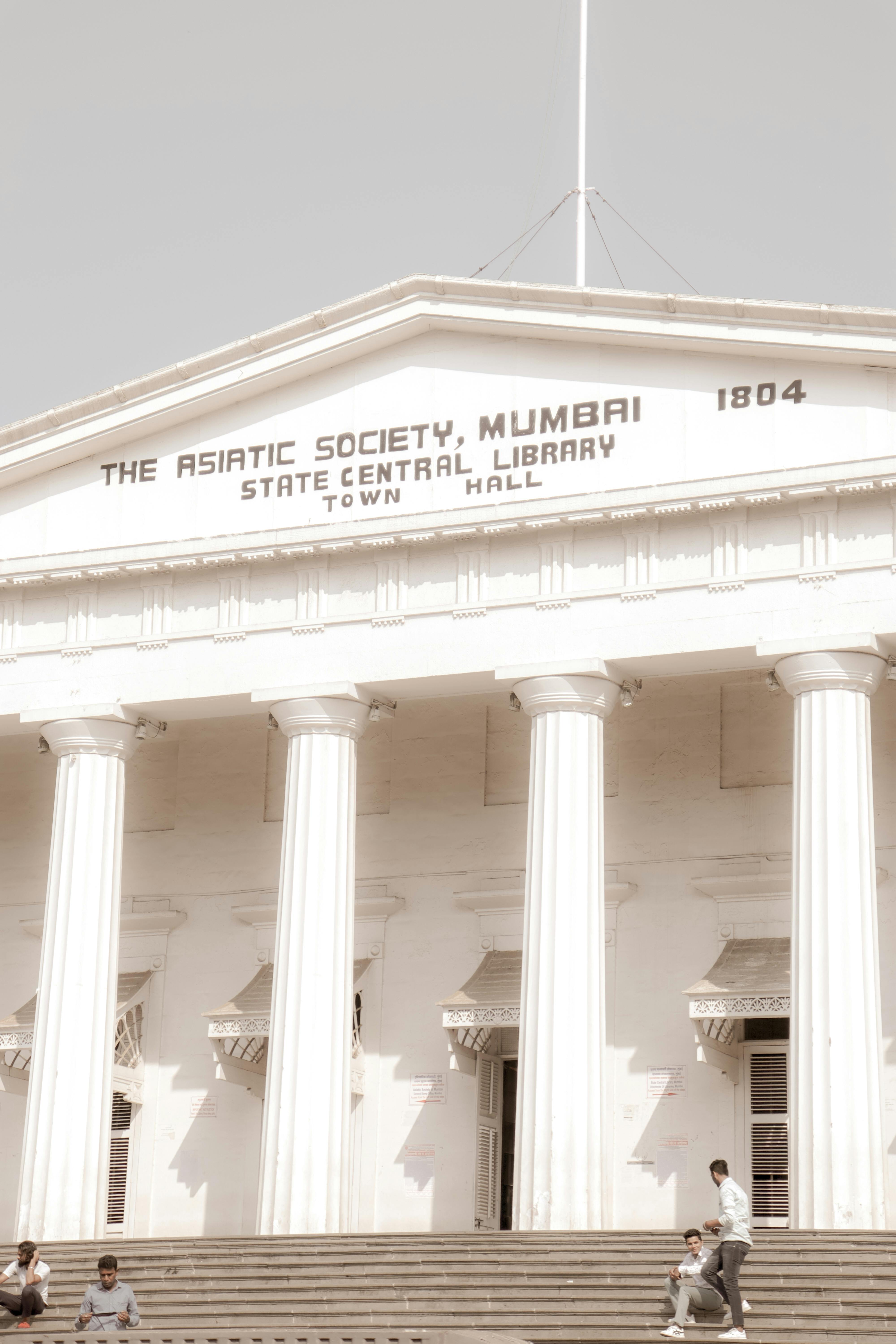 A Library Section Photos, Download Free A Library Section Stock Photos ...