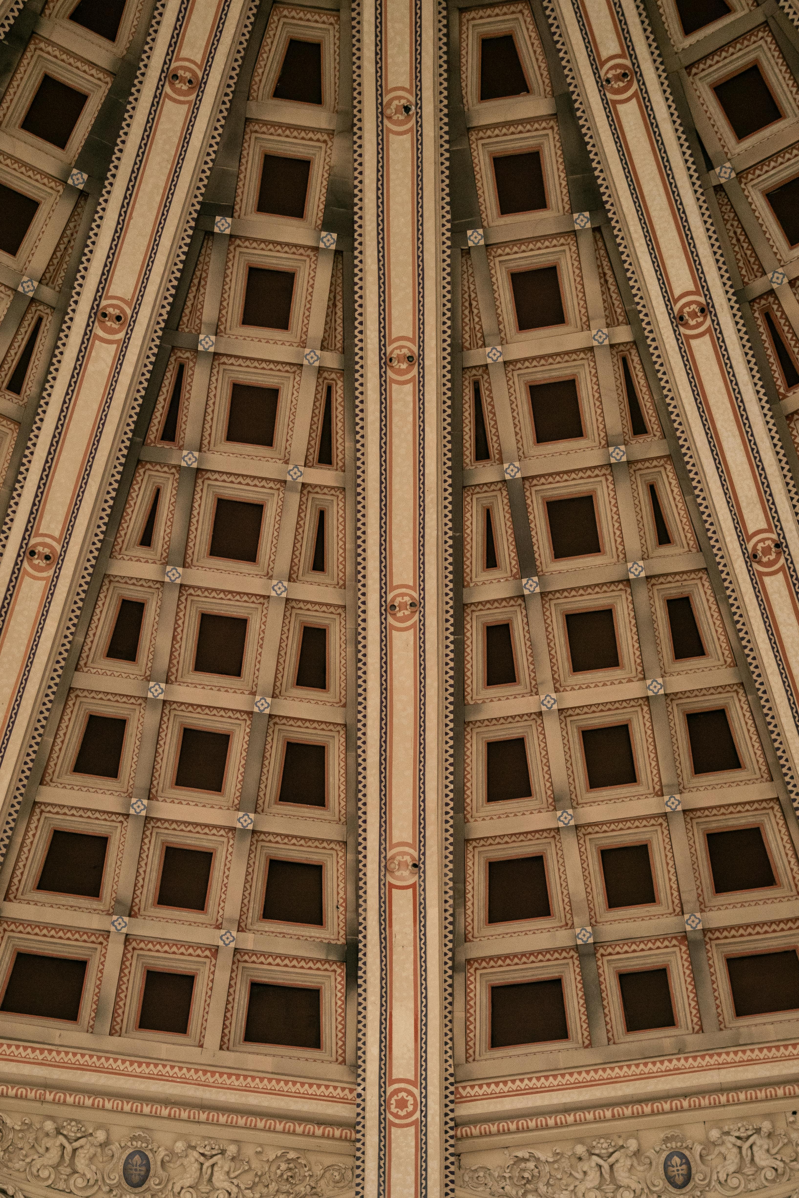 Low-Angle Shot of a Ceiling · Free Stock Photo