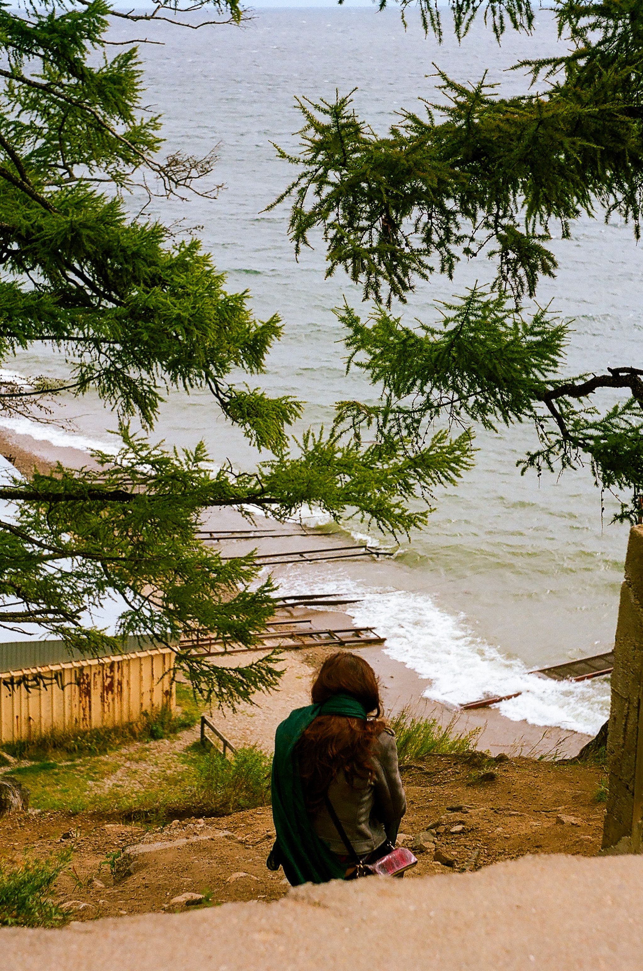Woman Looking at the Beach · Free Stock Photo