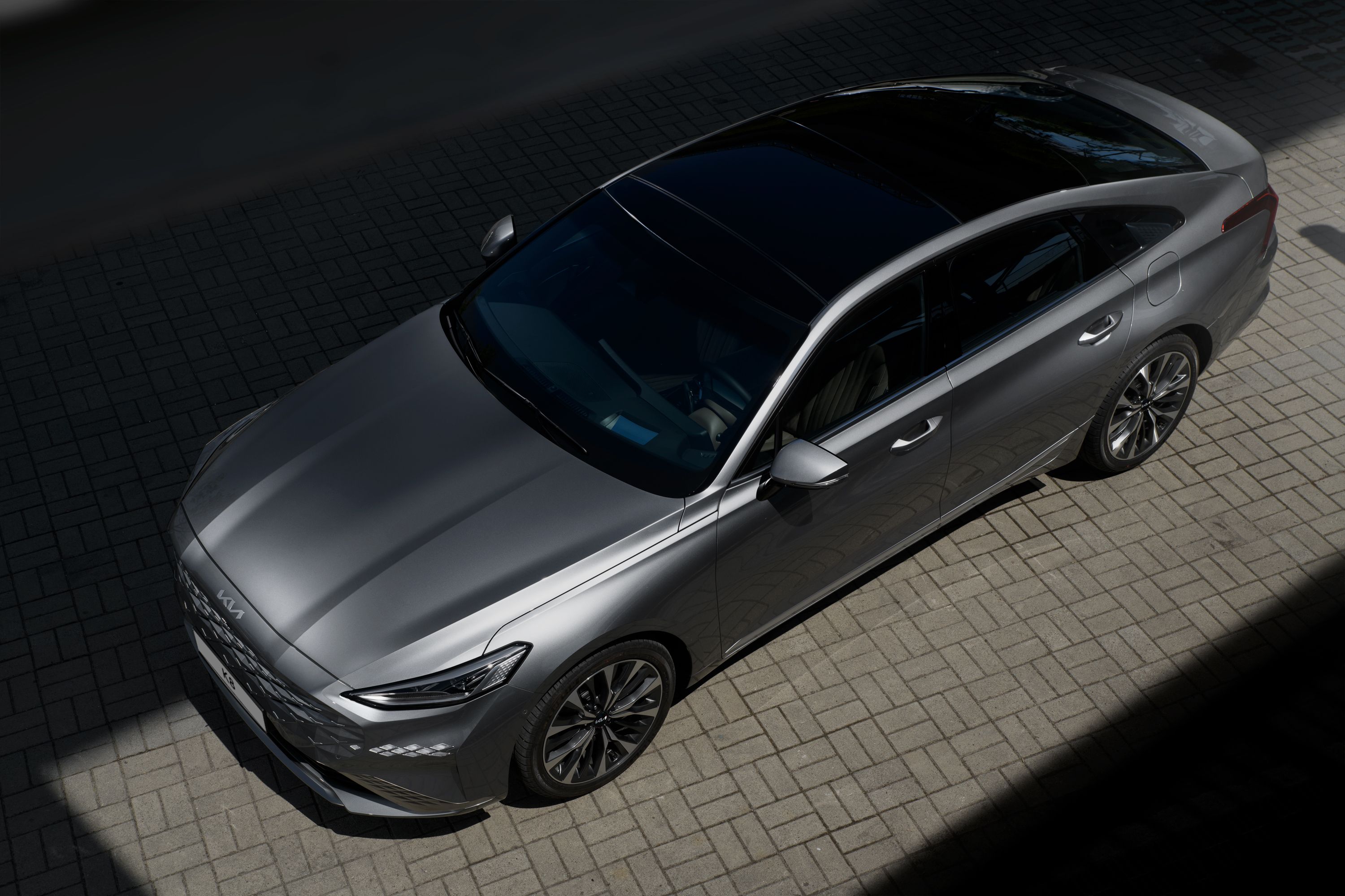 Black Luxury Sedan Car · Free Stock Photo