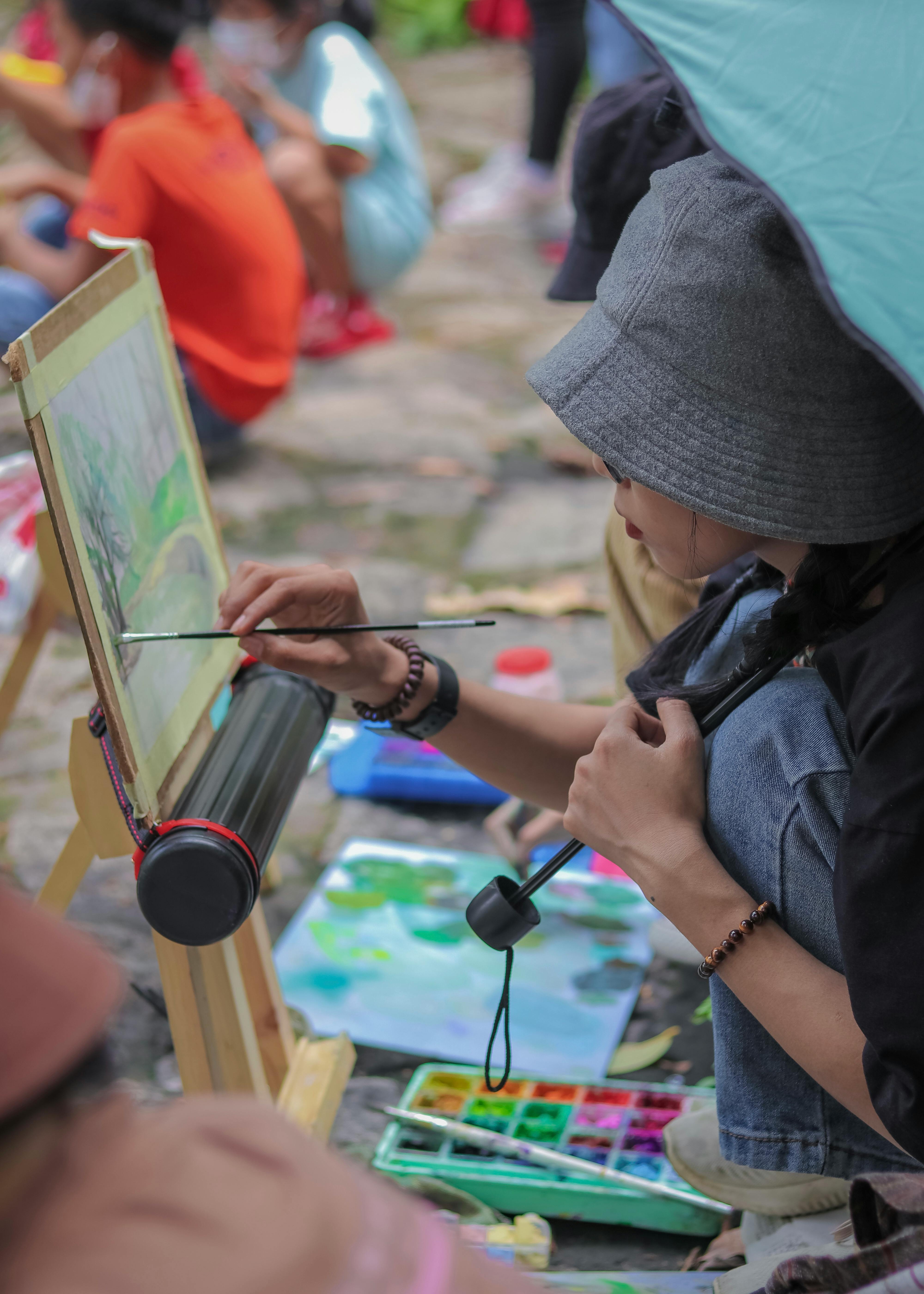 Woman Doing Painting · Free Stock Photo