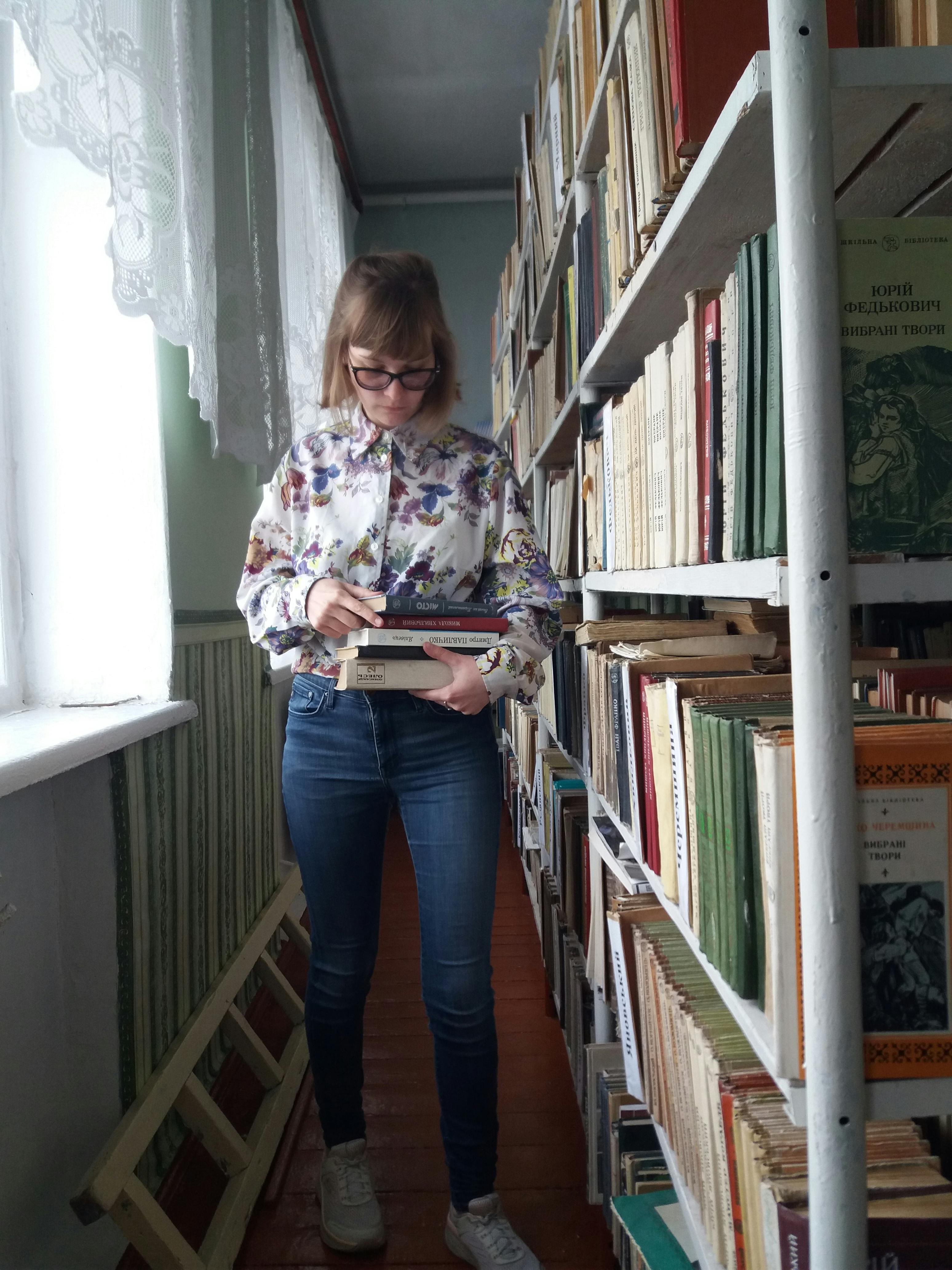 Photo of a Library · Free Stock Photo