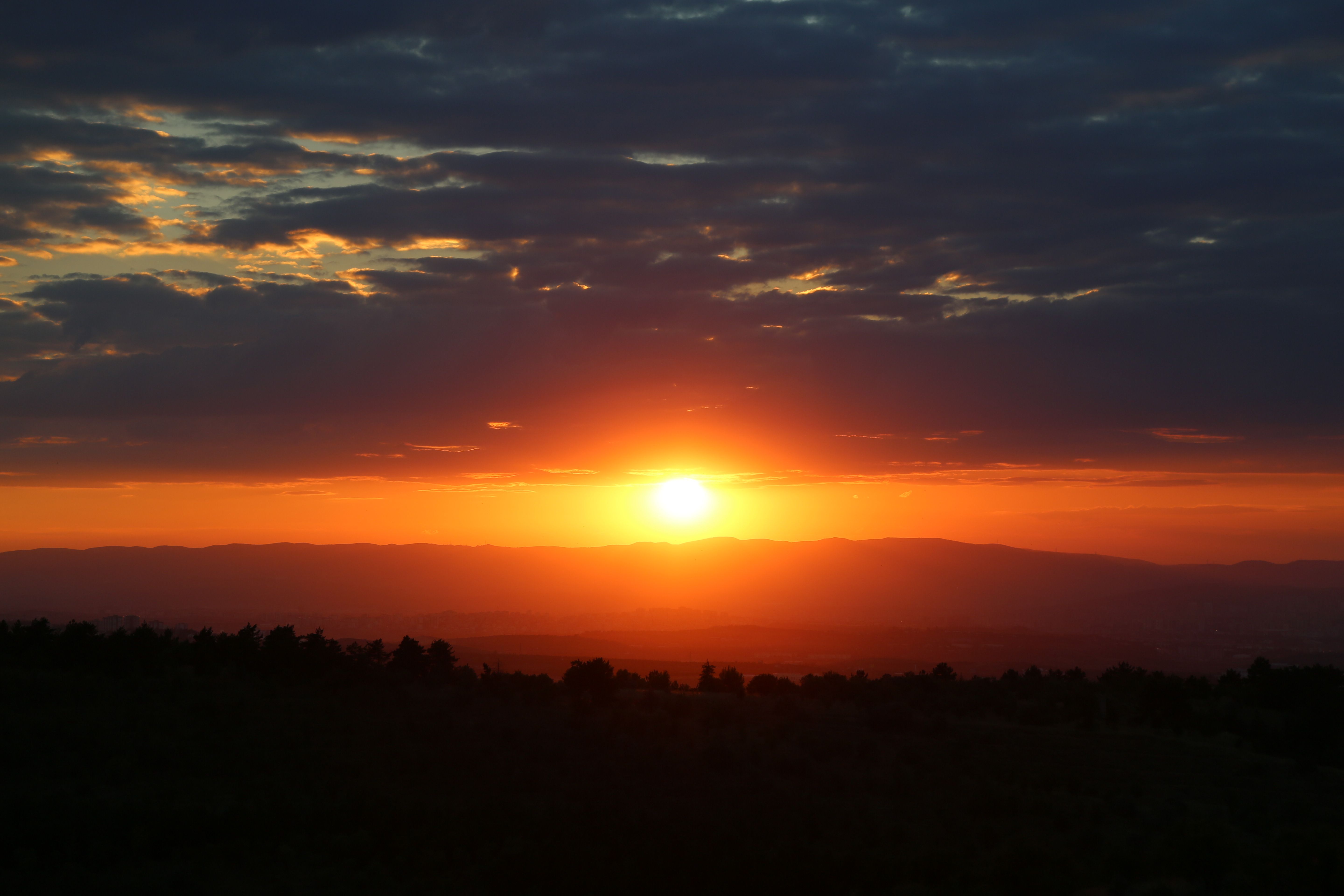 sunset · Pexels