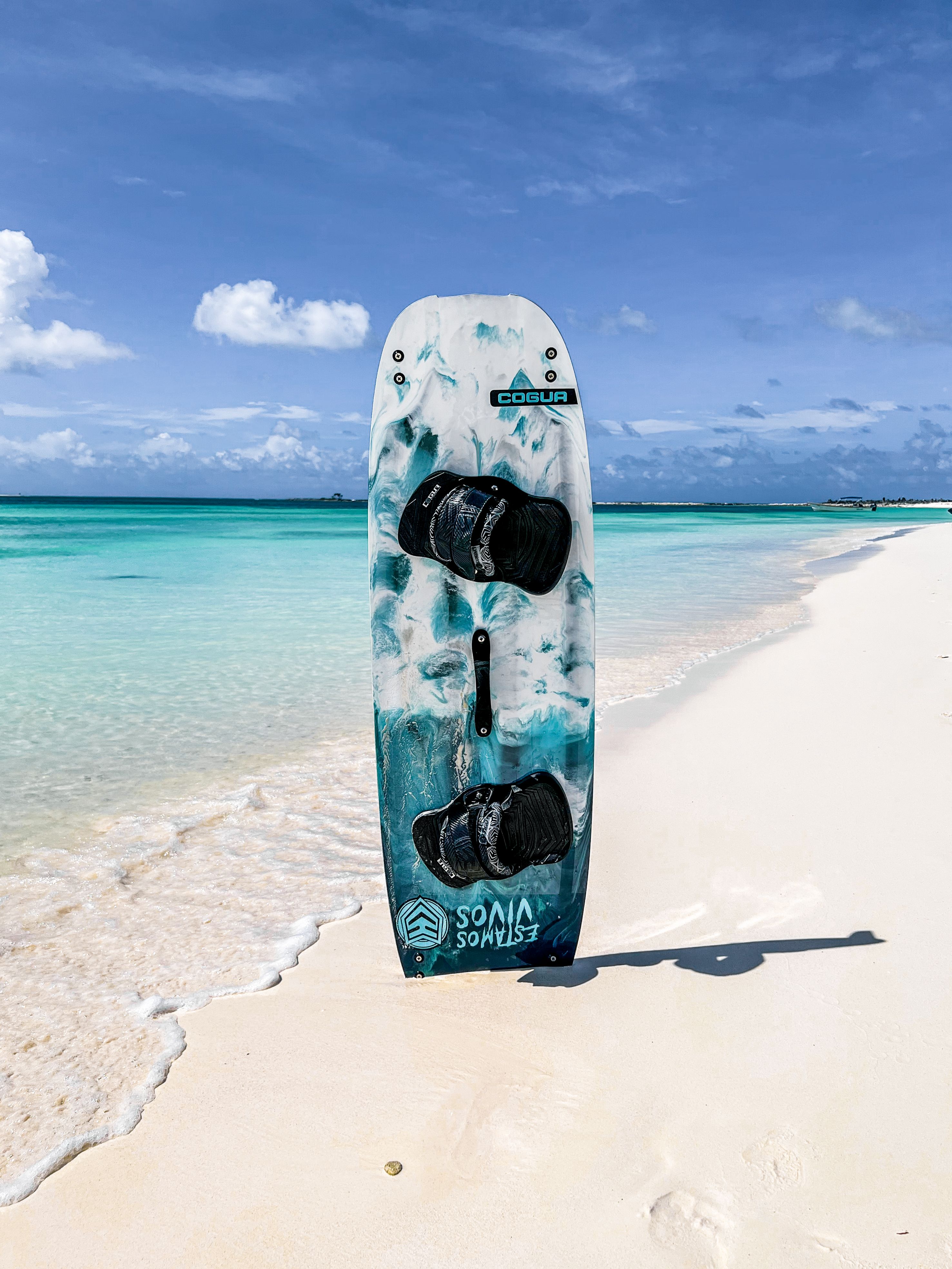 Wakeboard on Beachsand · Free Stock Photo
