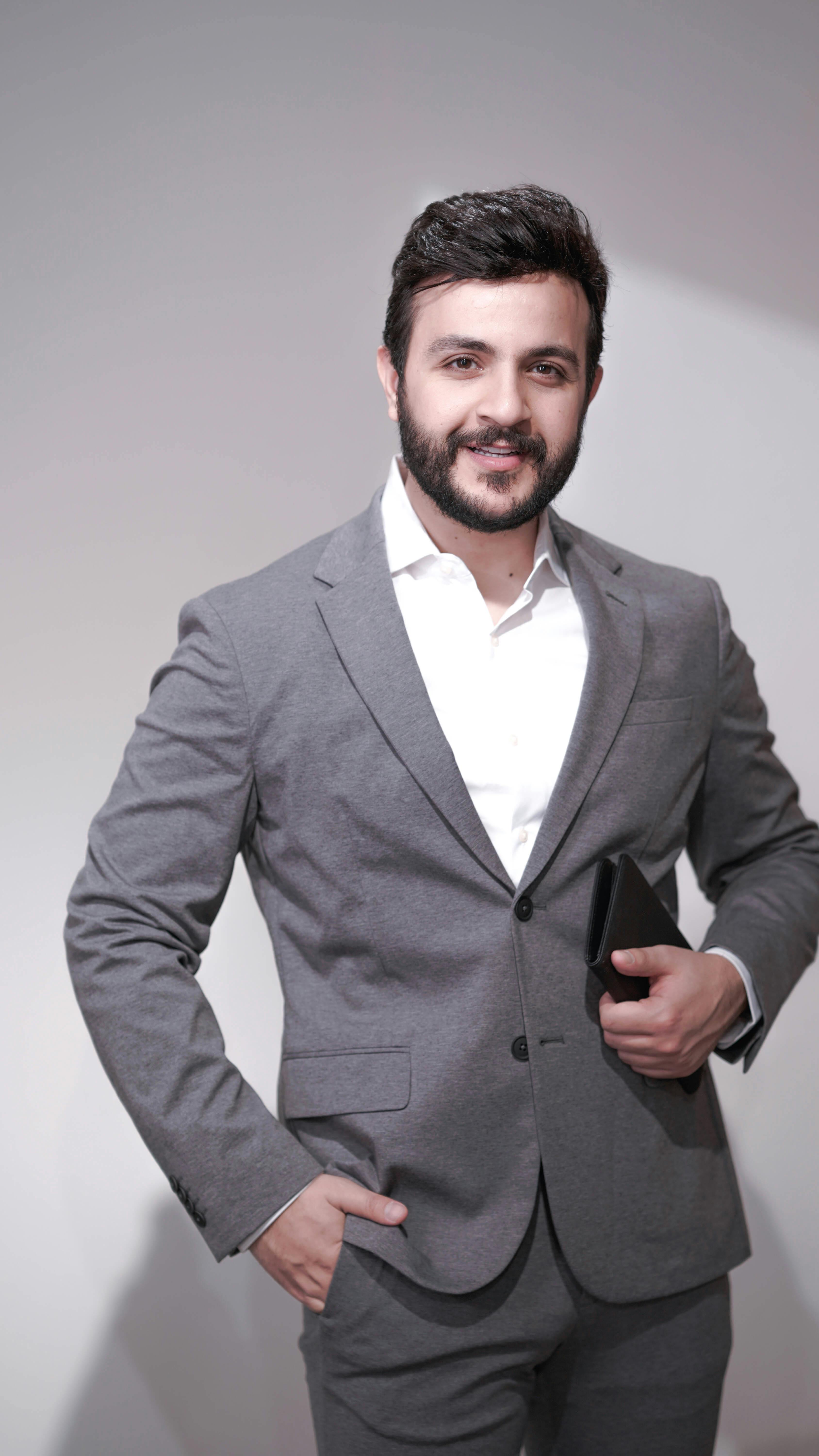 Man in Gray Suit Jacket · Free Stock Photo