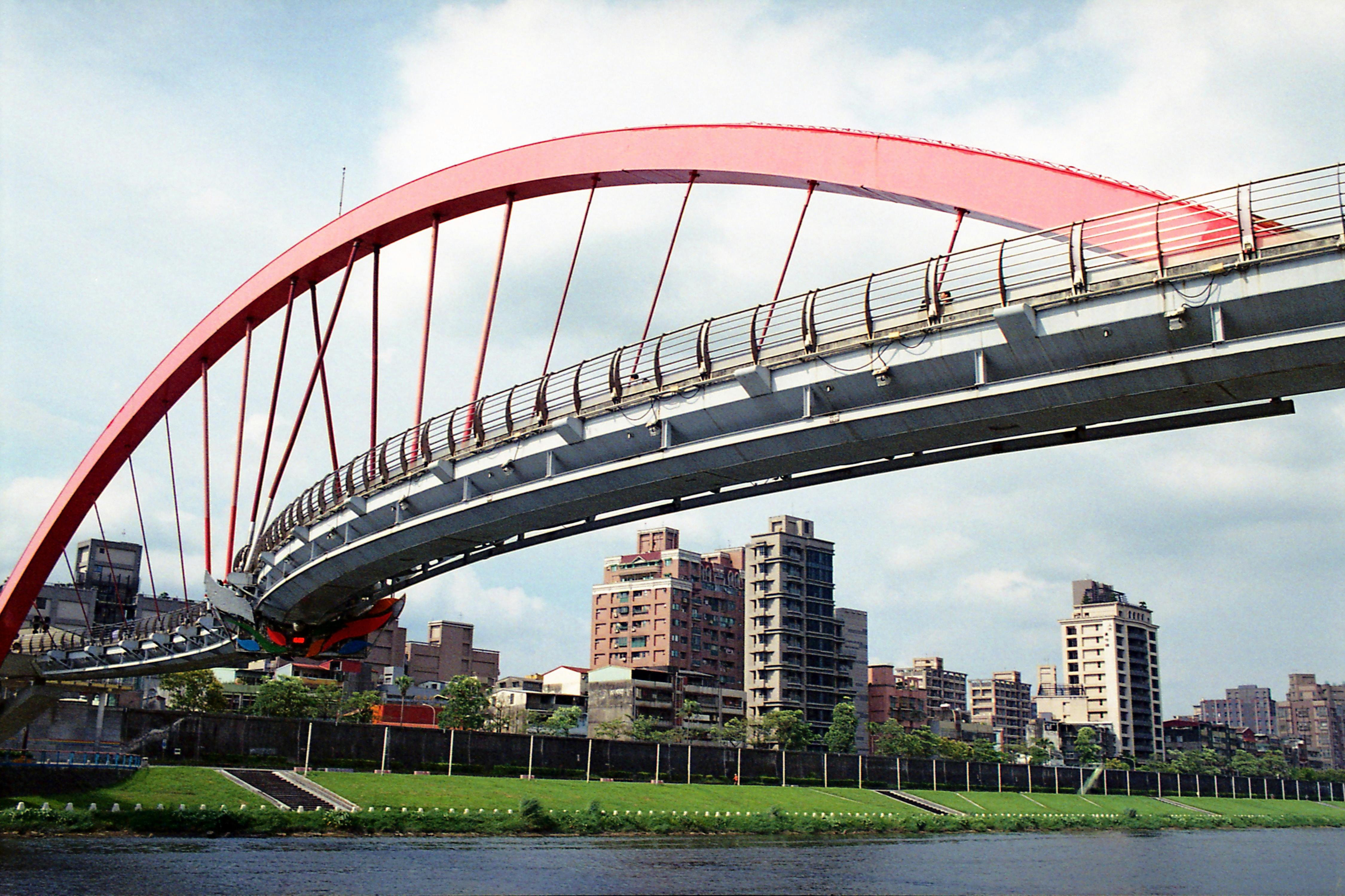 Rainbow Bridge · Free Stock Photo