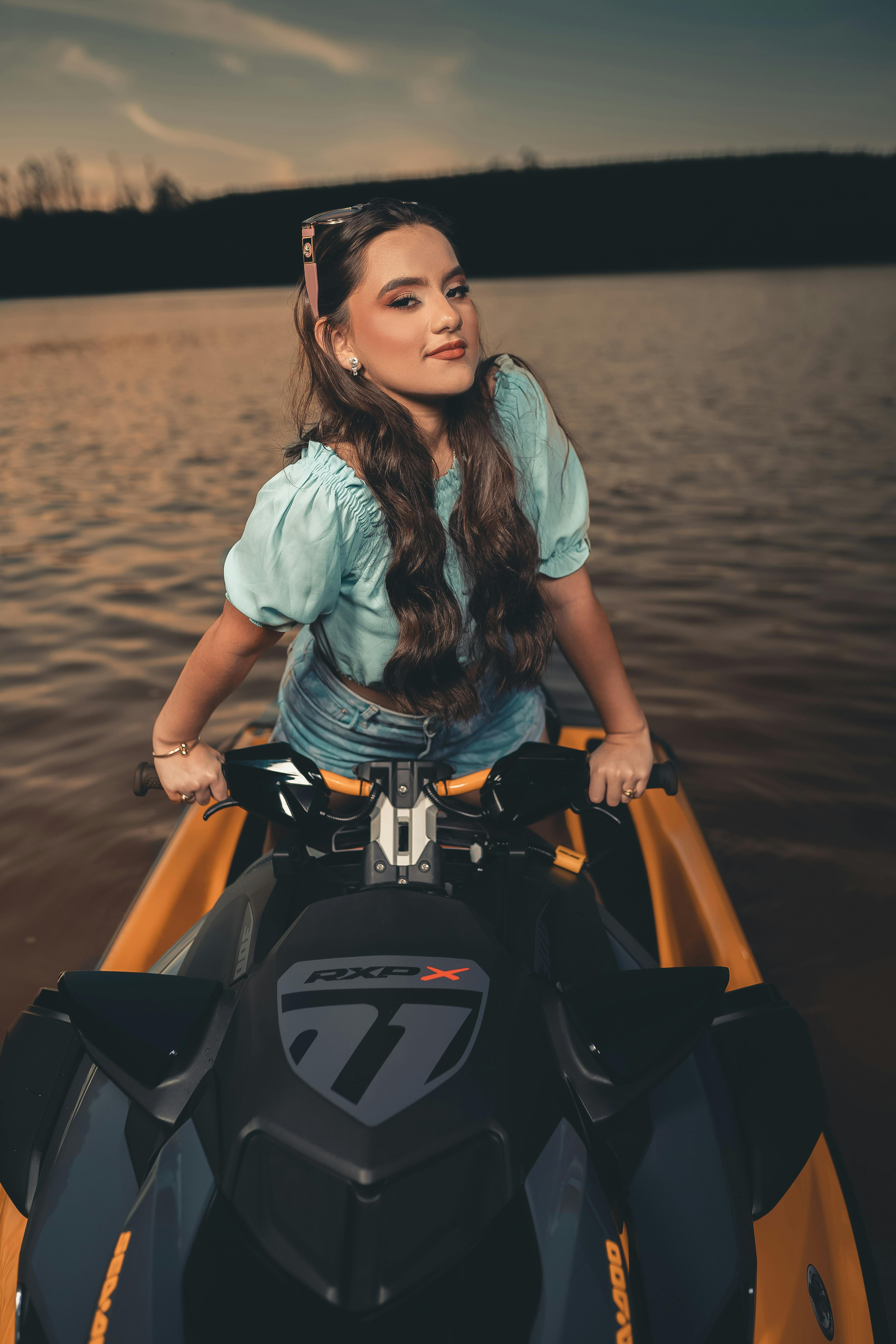 Jet Ski Photos, Download The BEST Free Jet Ski Stock Photos & HD Images