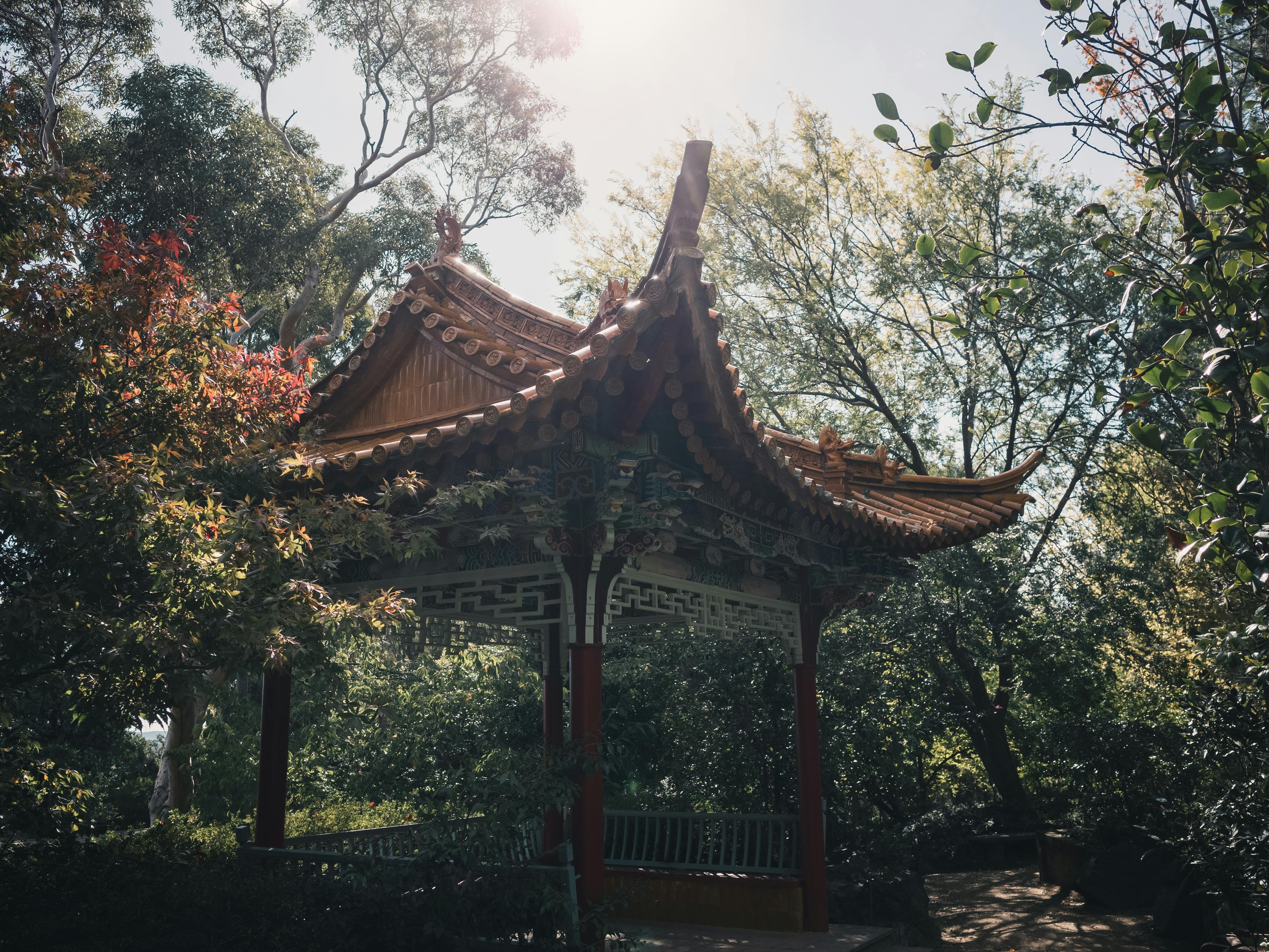Traditional Chinese Pavilion · Free Stock Photo