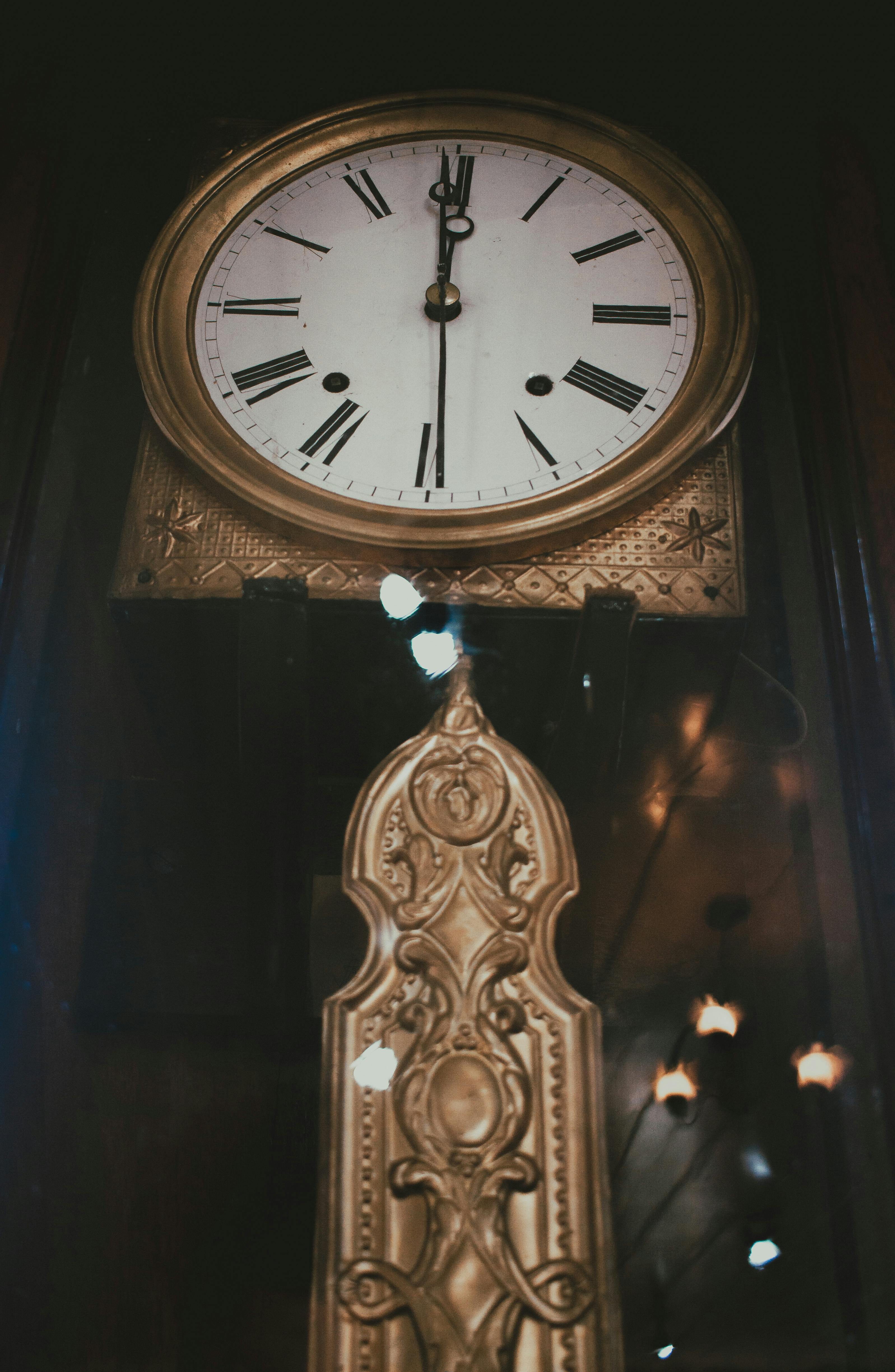 Pendulum Photos, Download The BEST Free Pendulum Stock Photos & HD Images