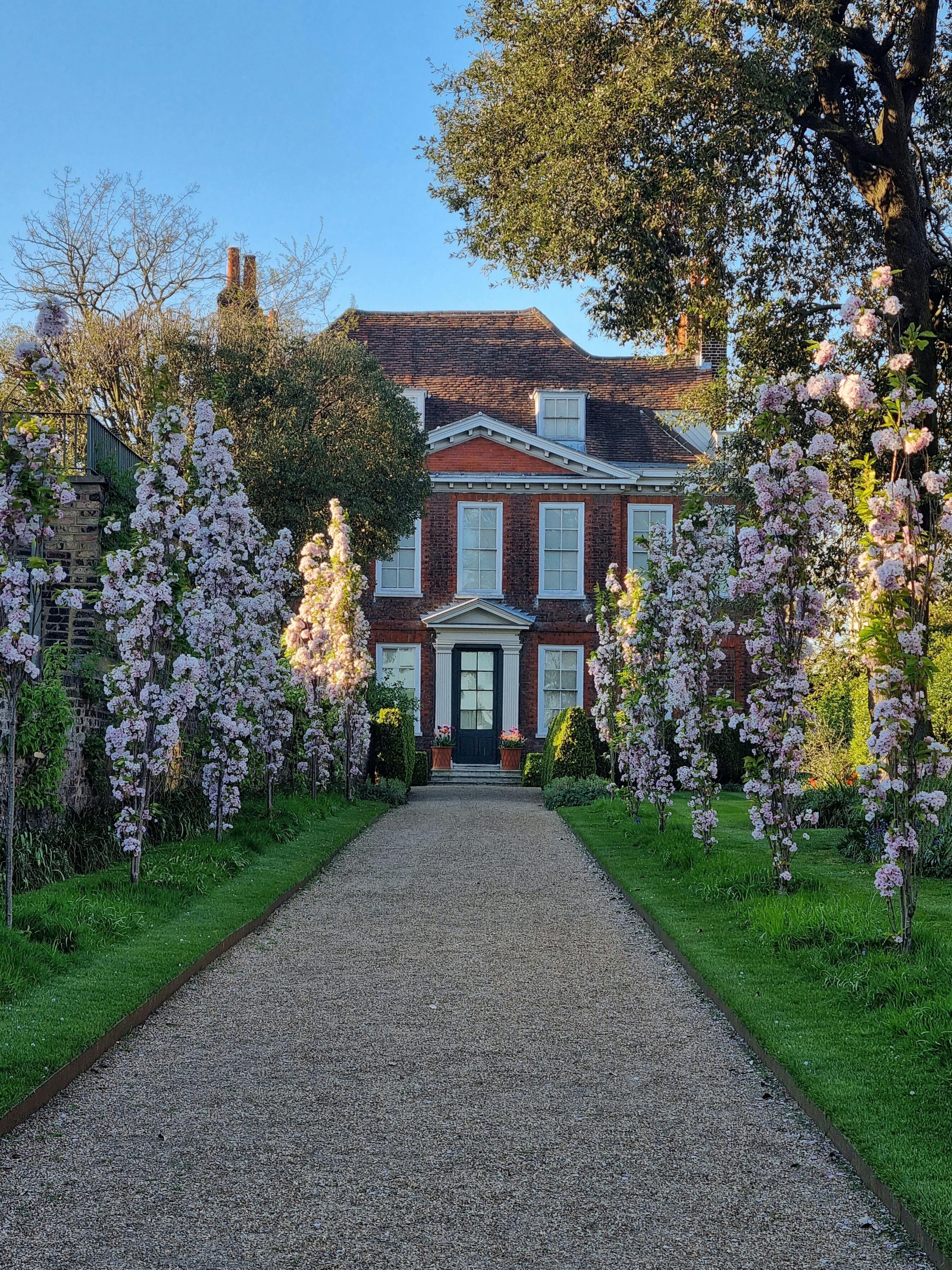 National Trust - Fenton House and Garden in London · Free Stock Photo