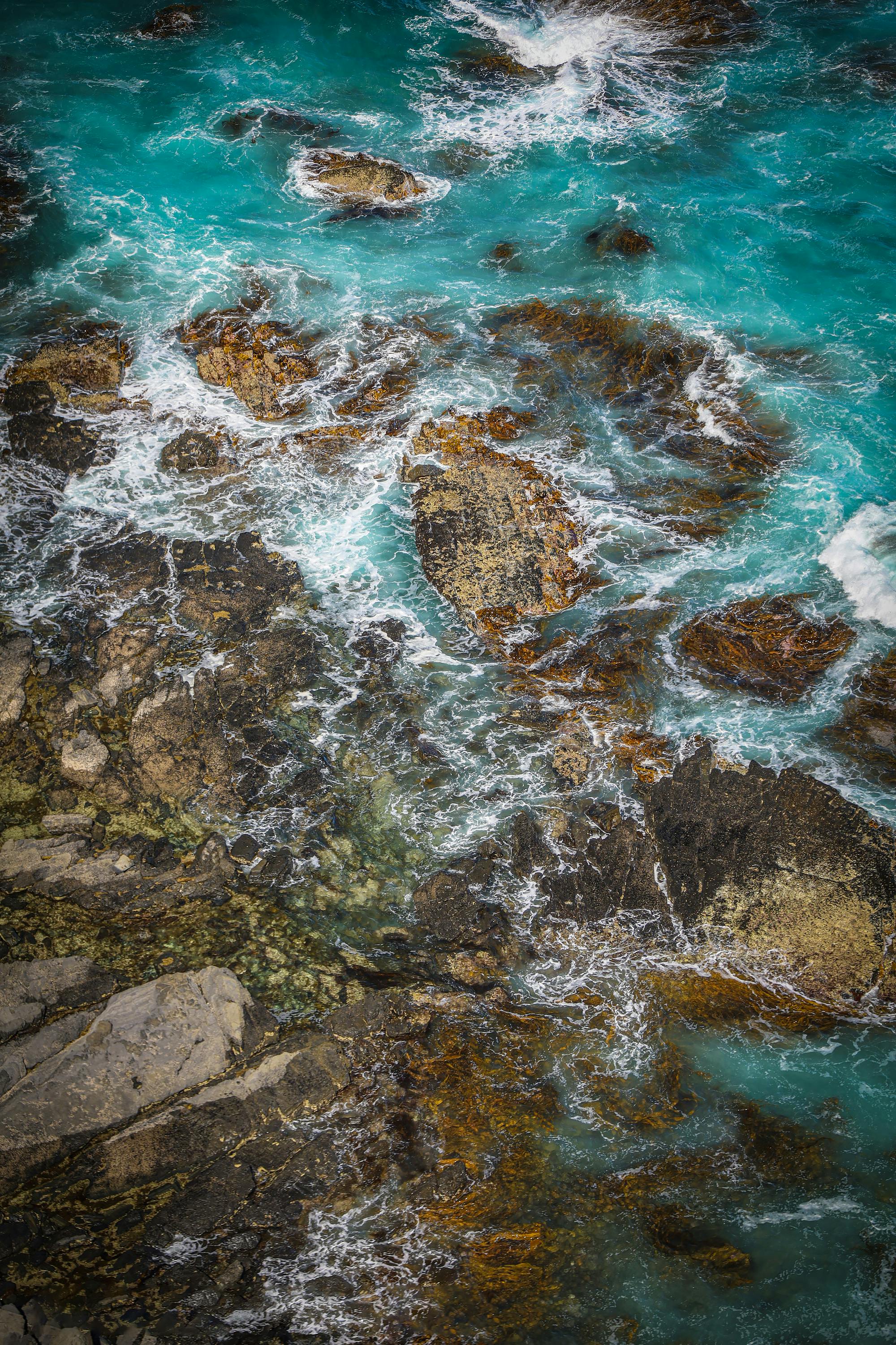 Crashing Waves on Rocky Shore · Free Stock Photo