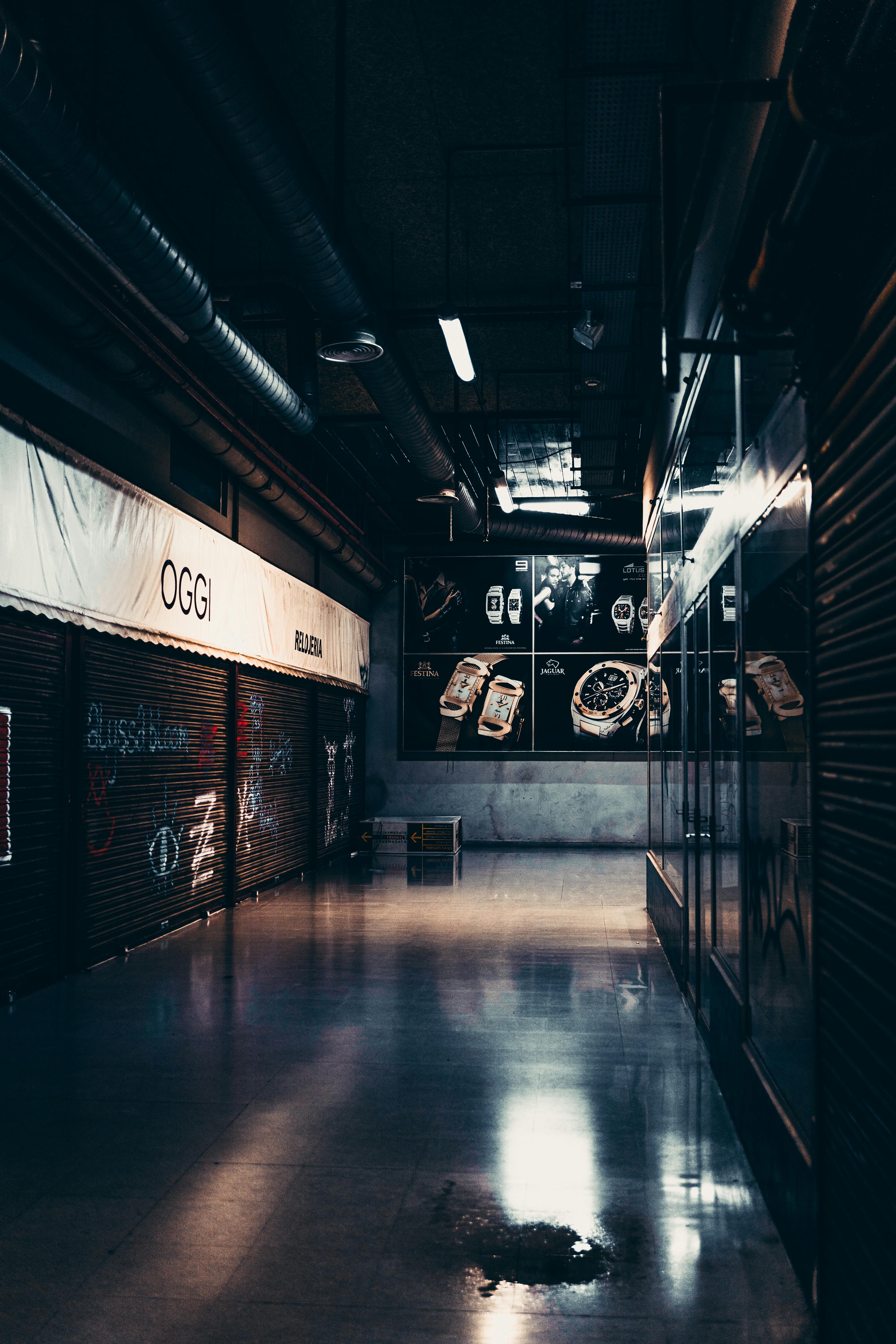 Heavy Signs Photos, Download The BEST Free Heavy Signs Stock Photos ...