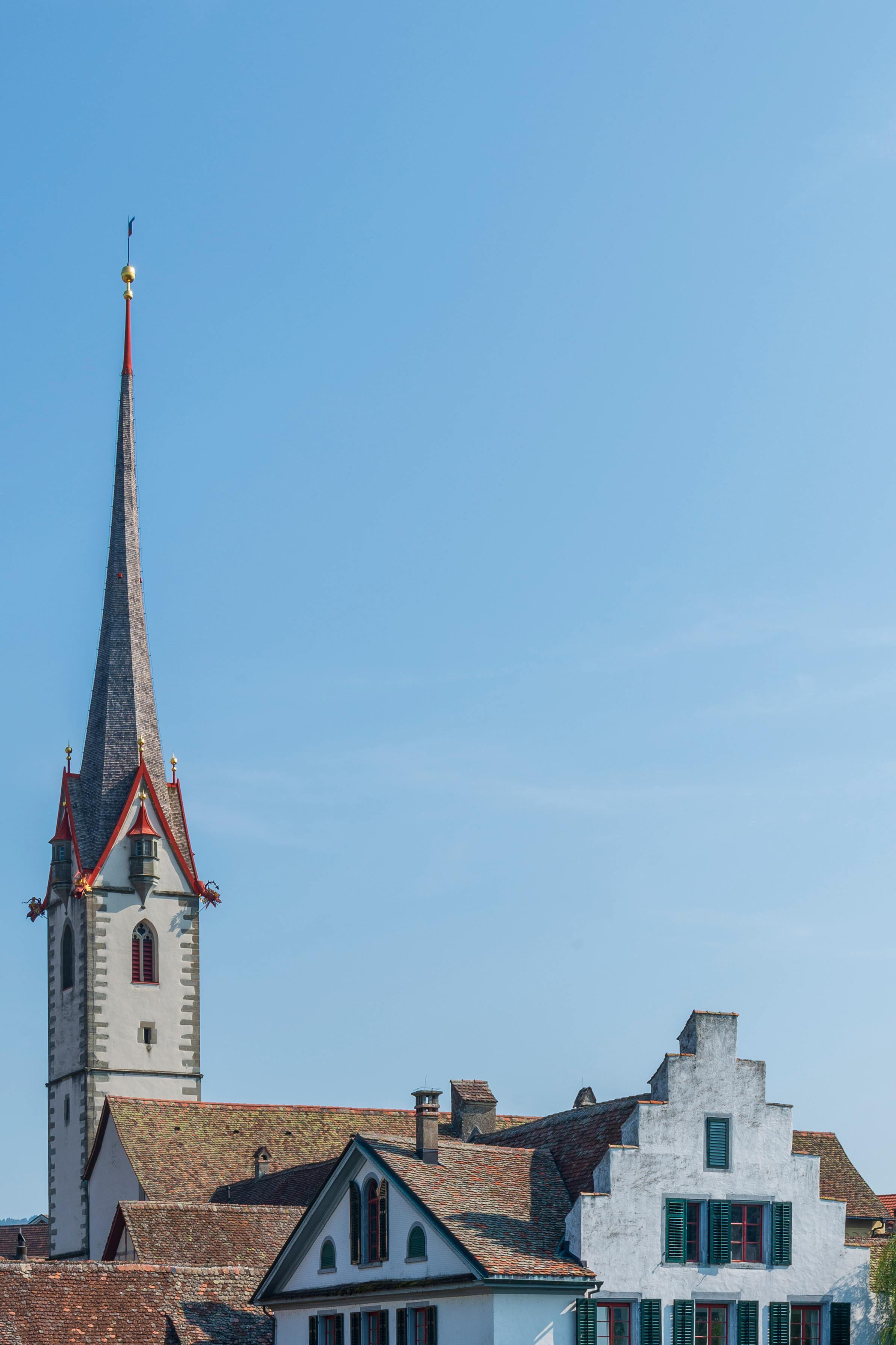 White Hospital Building · Free Stock Photo